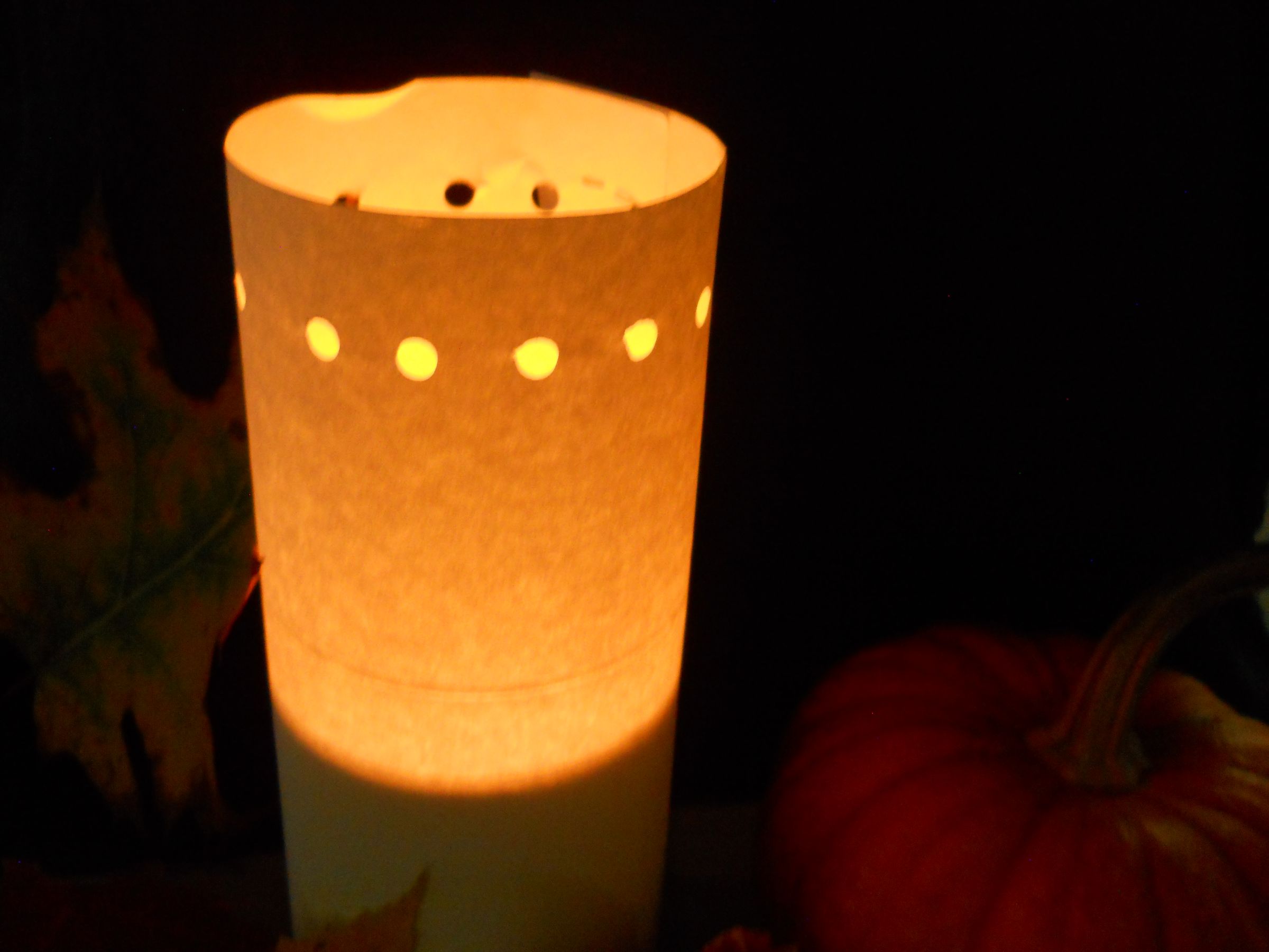 Easy DIY Lantern. : 7 Steps - Instructables