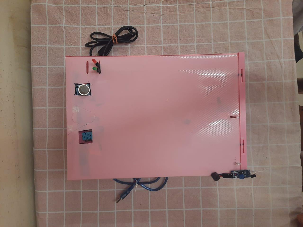 SMART FOOD CONTAINER MONITORING SYSTEM (SFCMS) : 7 Steps - Instructables