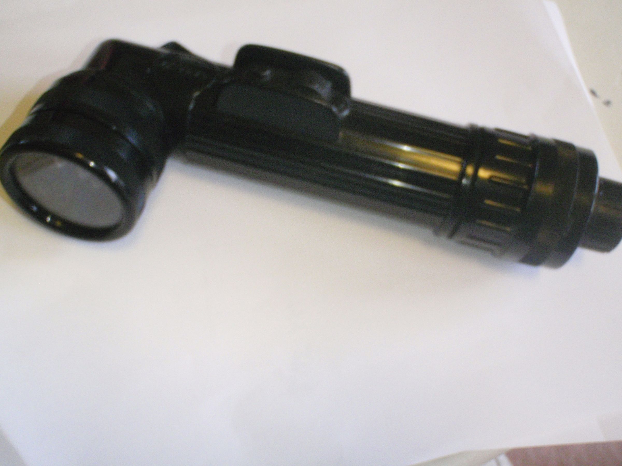 Full Spectrum Flashlight : 4 Steps (with Pictures) - Instructables