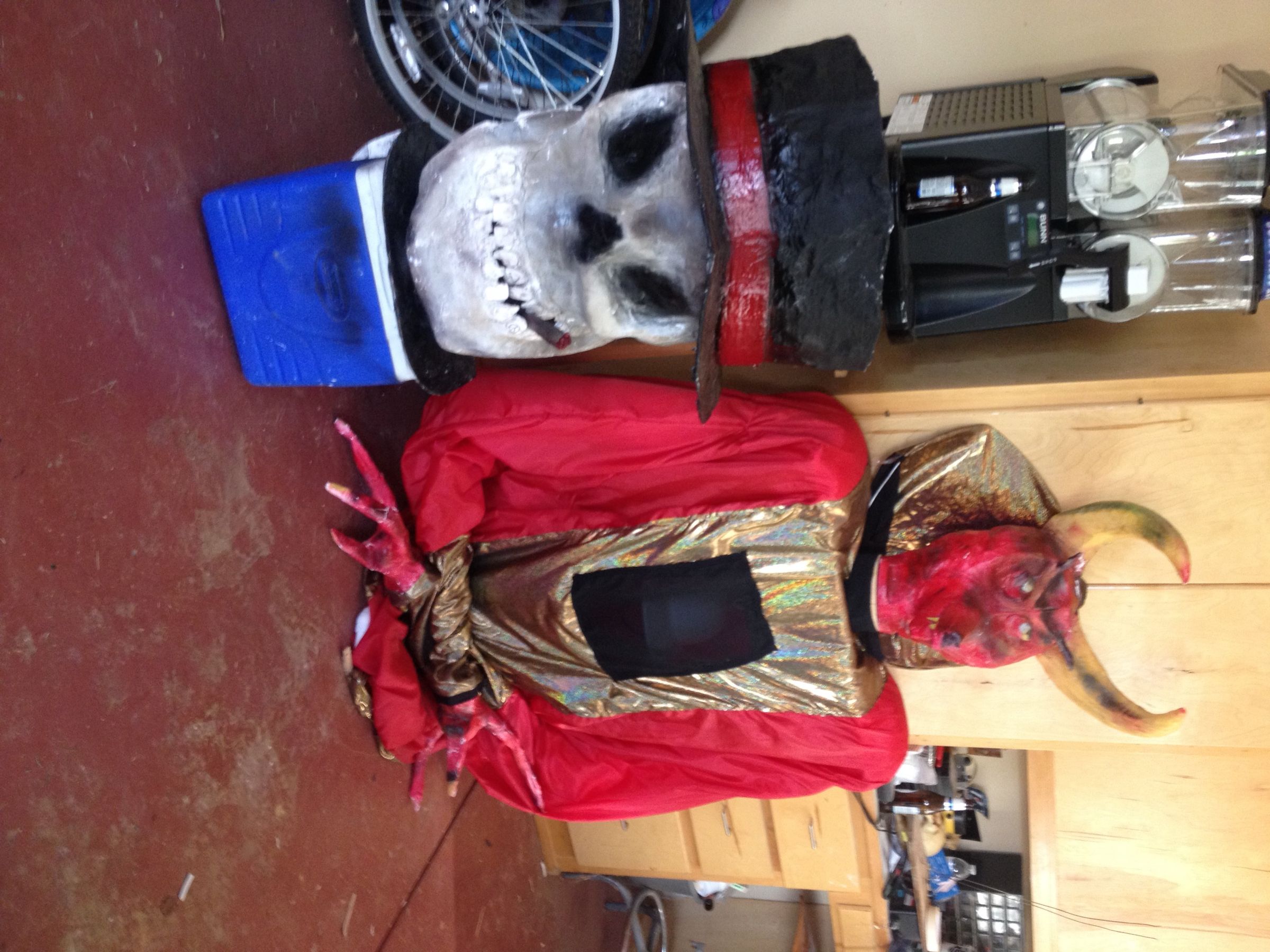 Giant Halloween Skull Mask : 8 Steps (with Pictures) - Instructables