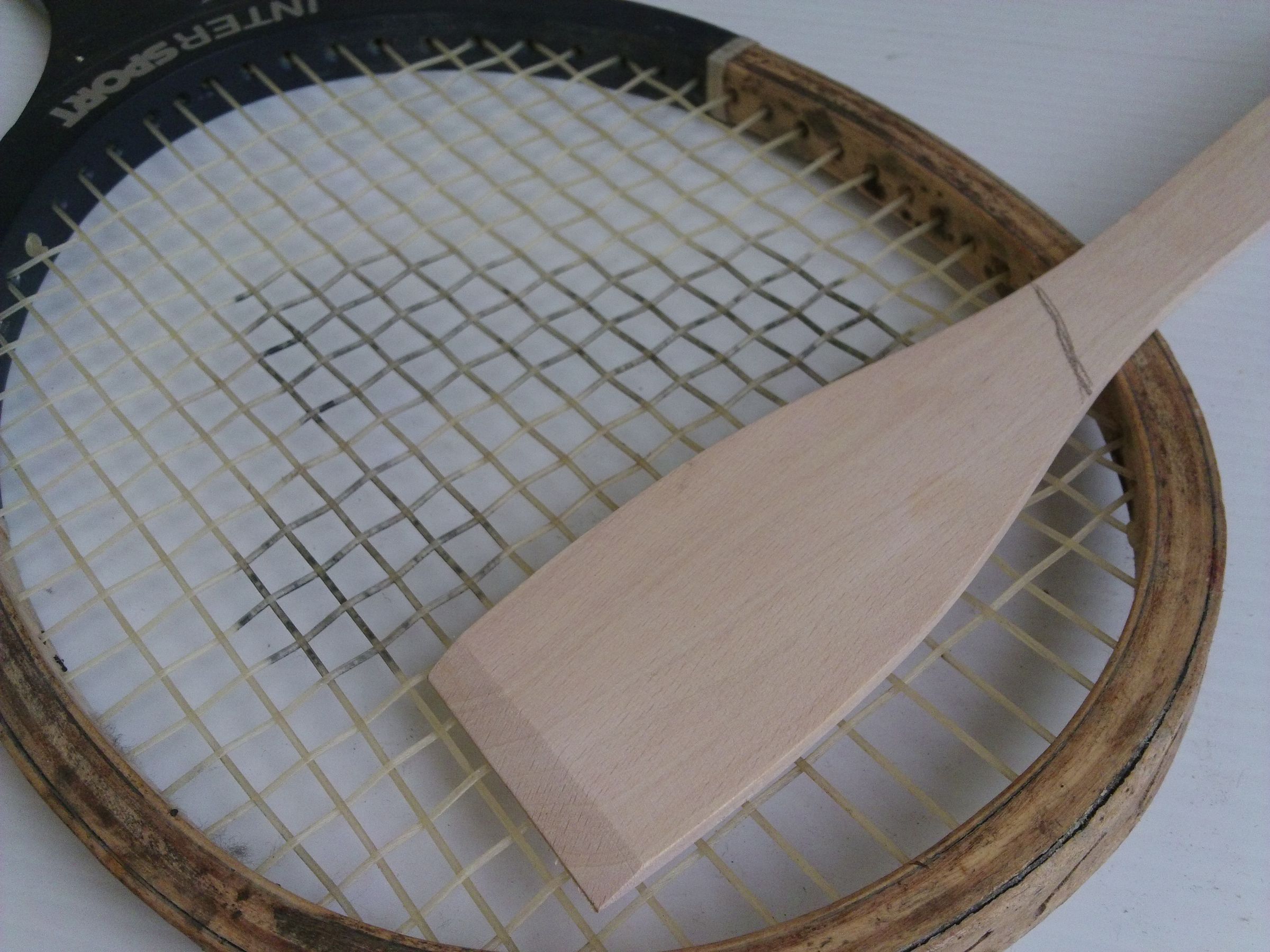 Turn a Tennis Racket Into a 3-stringed Guitar : 6 Steps (with Pictures ...