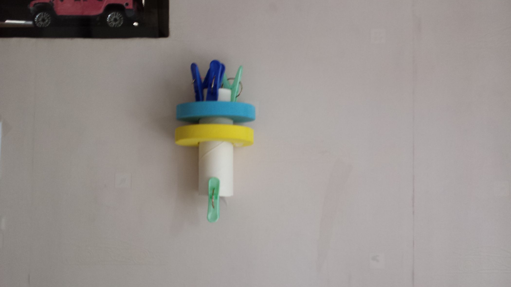 ZERO Cost Paper Roll Hanger - Instructables