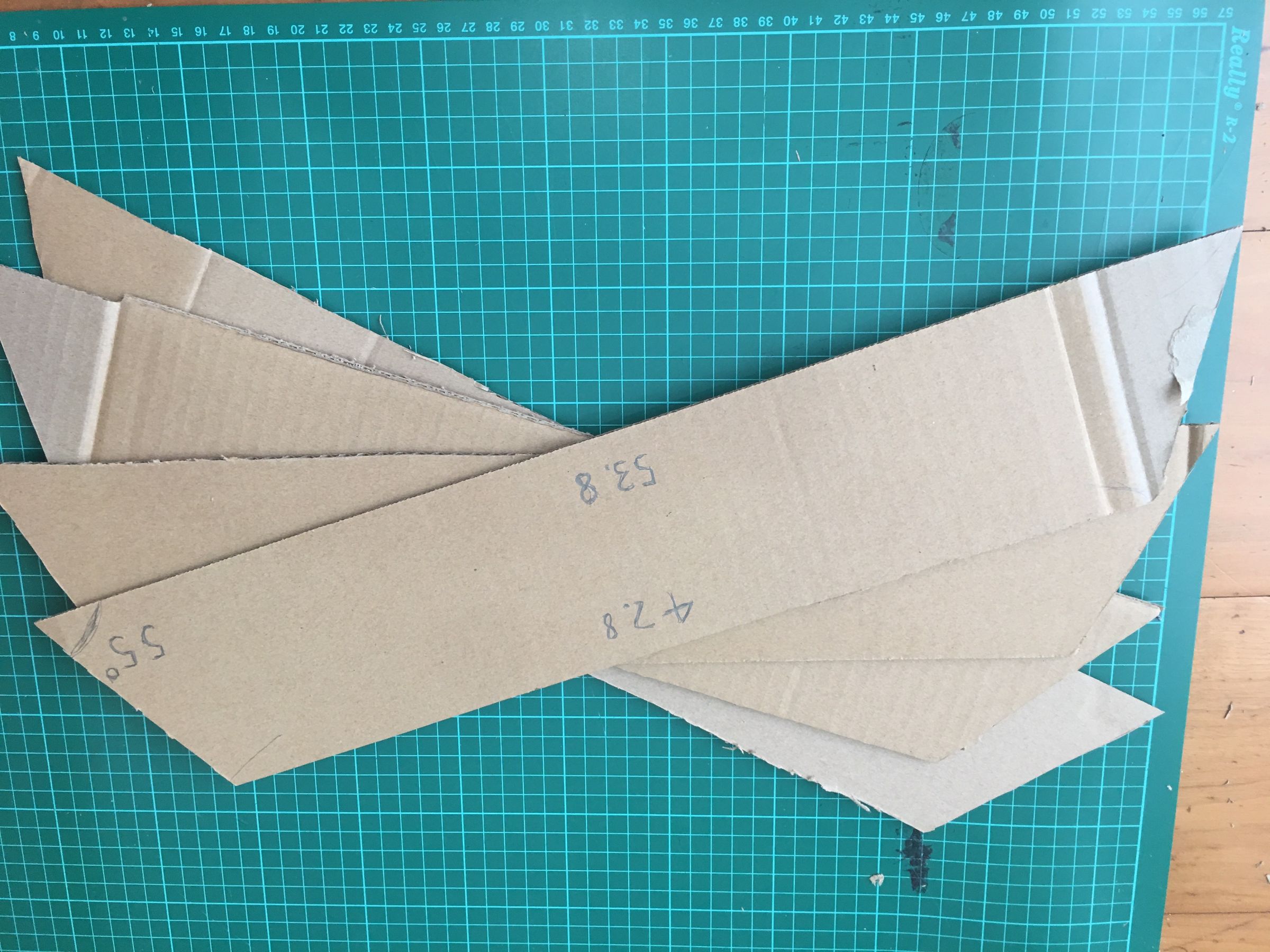 Rotatable Model Display Stand : 7 Steps - Instructables