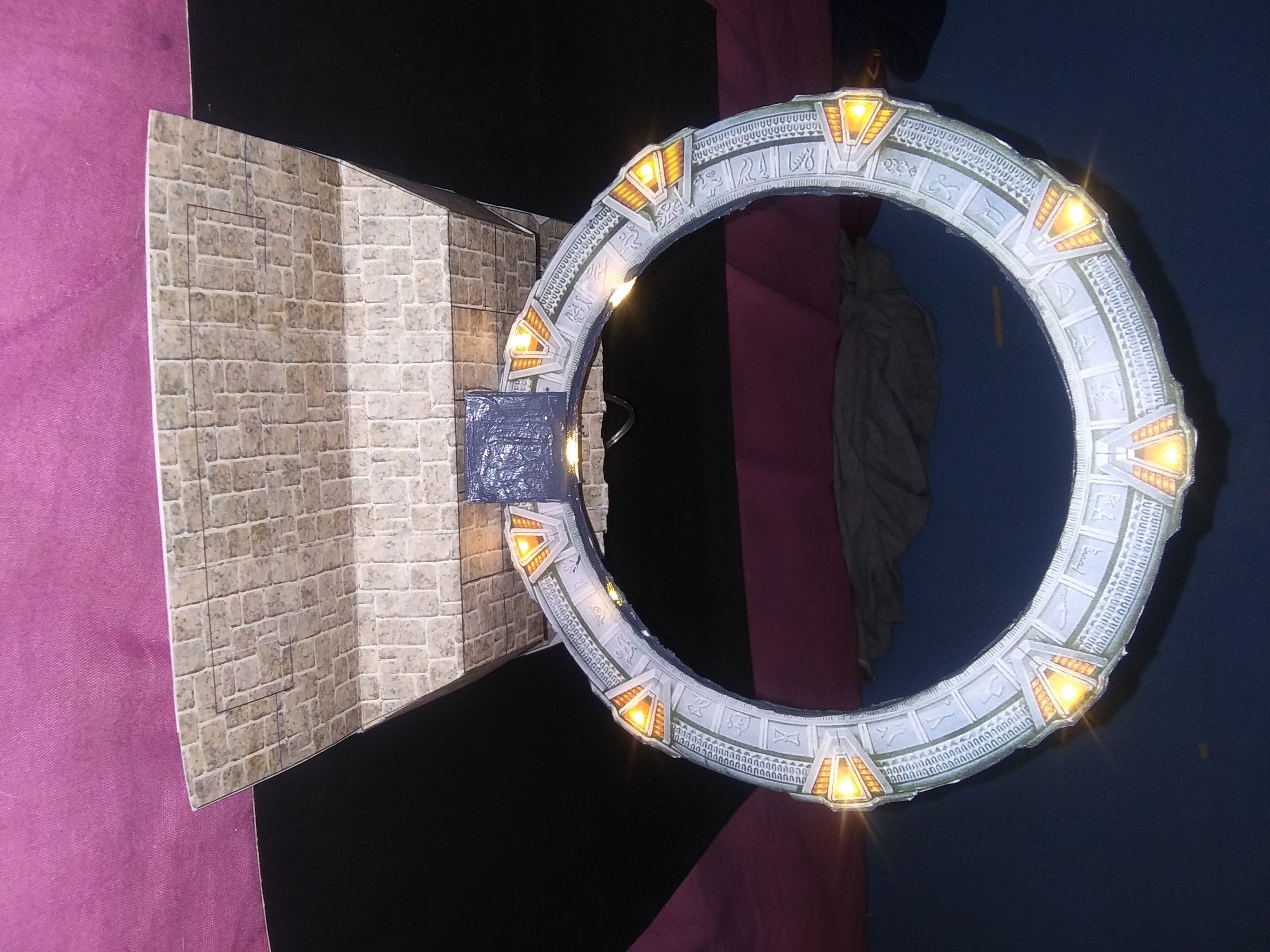 Minature Light Up Stargate Model : 7 Steps - Instructables