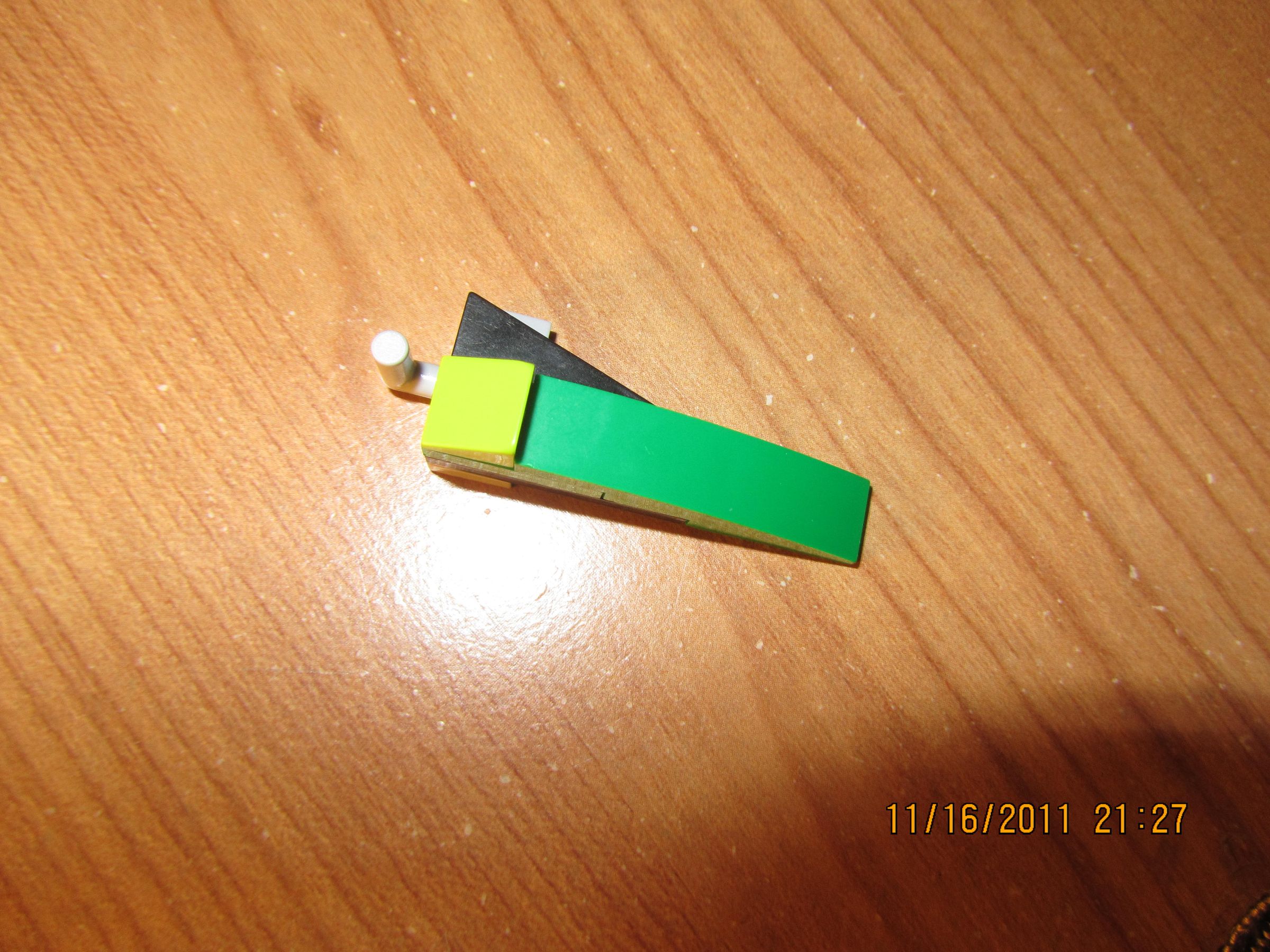 Lego Minifigure Wings : 4 Steps - Instructables