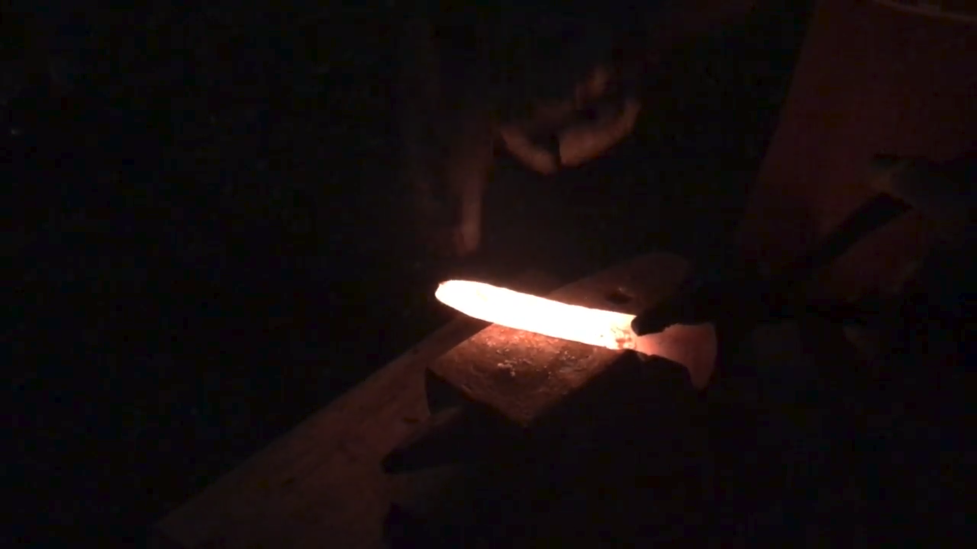Blacksmithing and Casting in a Backyard Forge : 6 Steps - Instructables