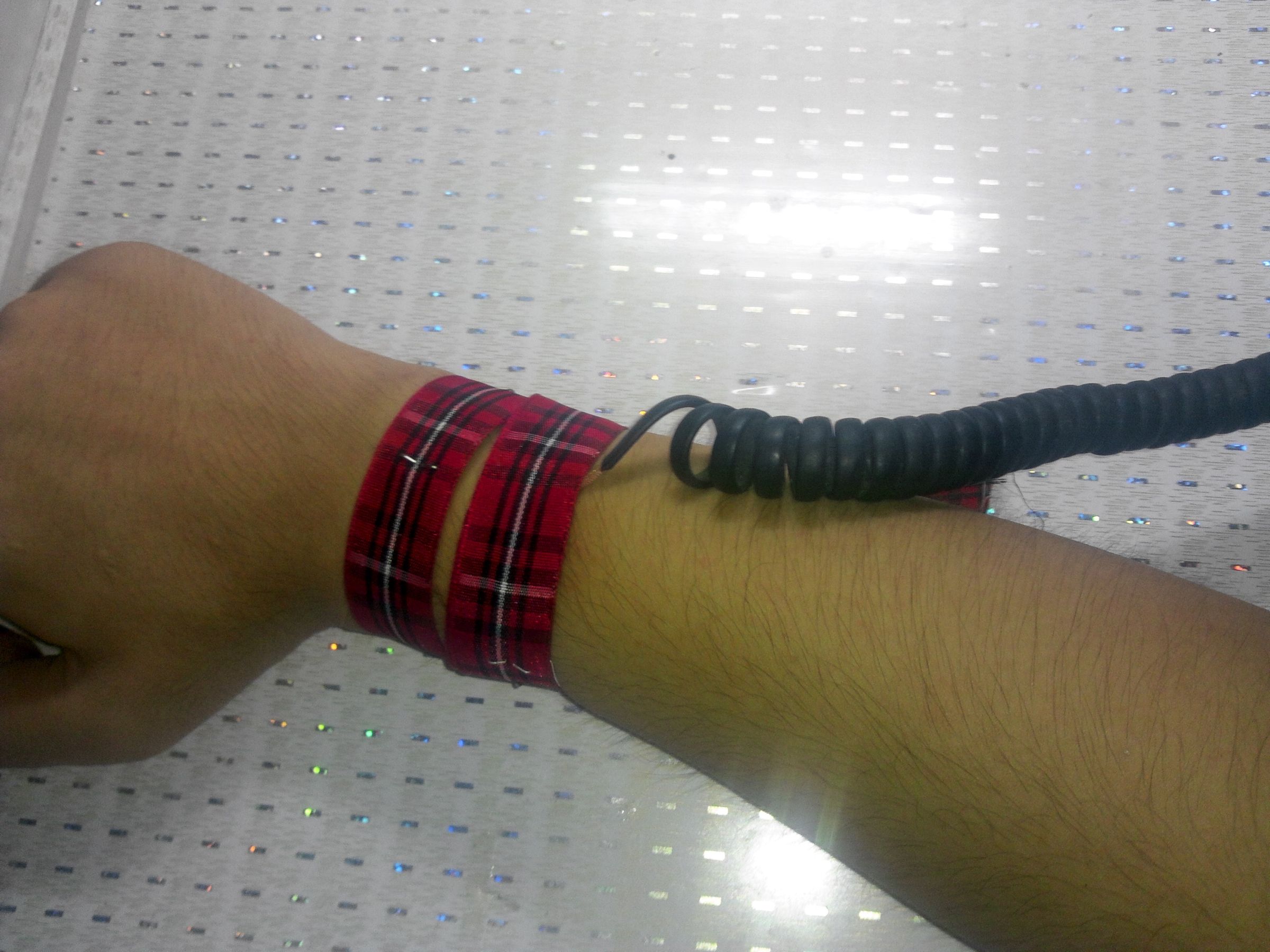 DIY Phone Cord Reuse As ESD Anti Static Wrist Strap : 4 Steps (with ...