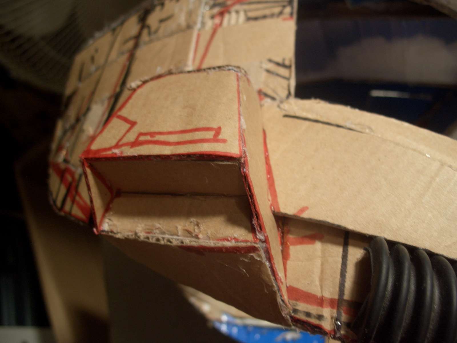 Cardboard/Fiberglass Halo 3 Inspired Master Chief Costume : 15 Steps ...