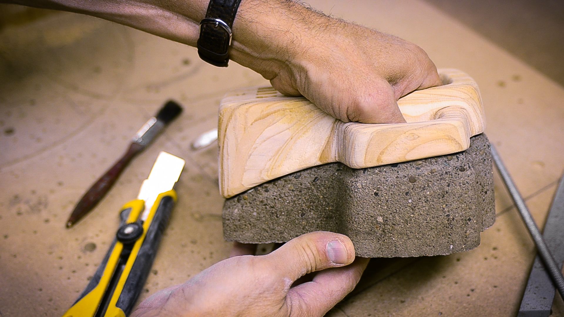 Concrete USB Charging Hub With Storage : 13 Steps (with Pictures ...