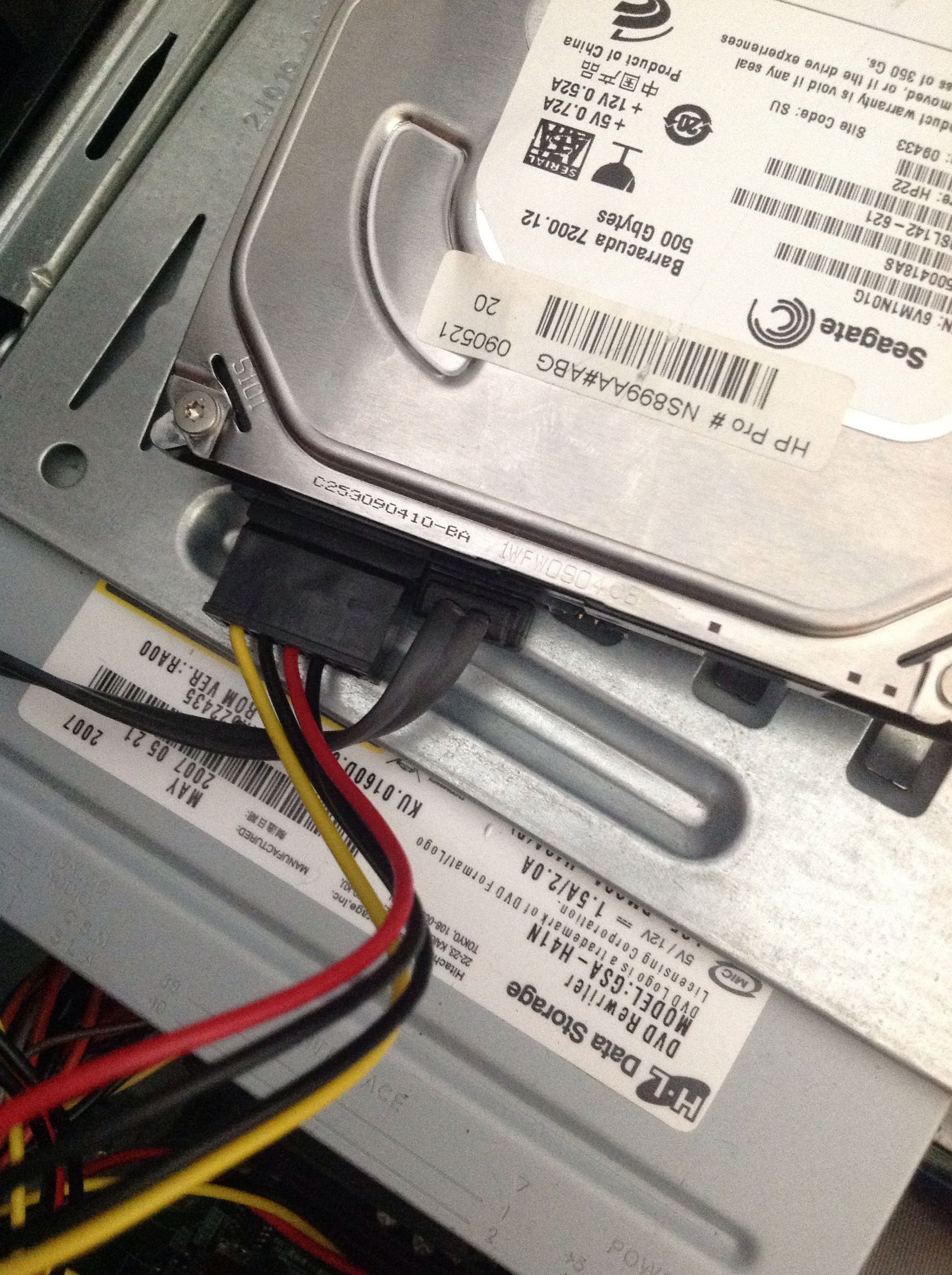 Install HDD in a Desktop PC : 4 Steps - Instructables