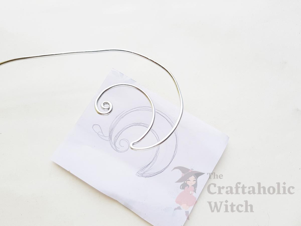 DIY Wire Wrapped Crescent Moon Pendant : 7 Steps (with Pictures ...
