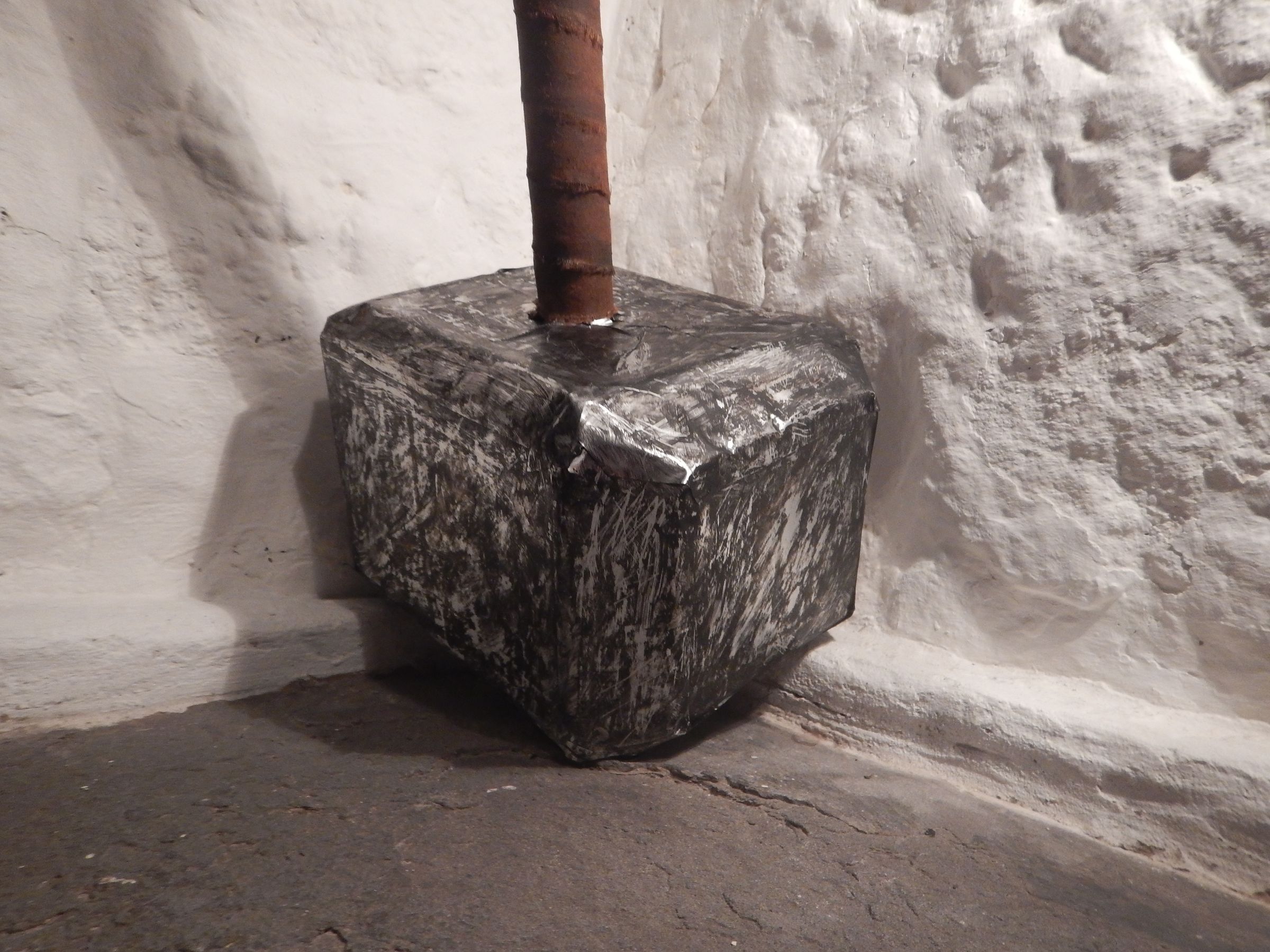 Cardboard Thor Hammer : 8 Steps (with Pictures) - Instructables