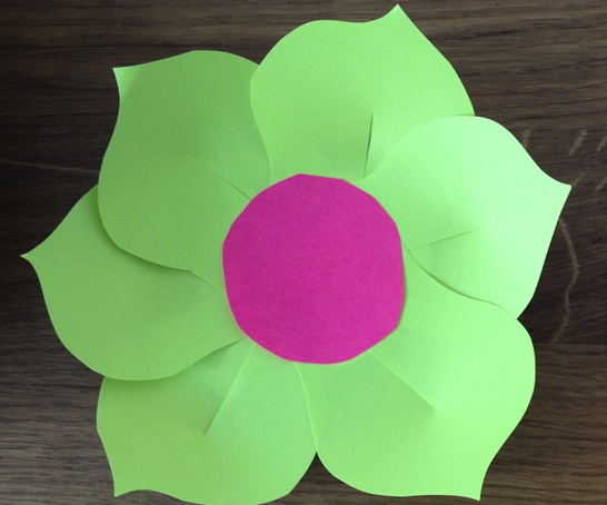 Simple 'Post-It' Flower : 7 Steps - Instructables