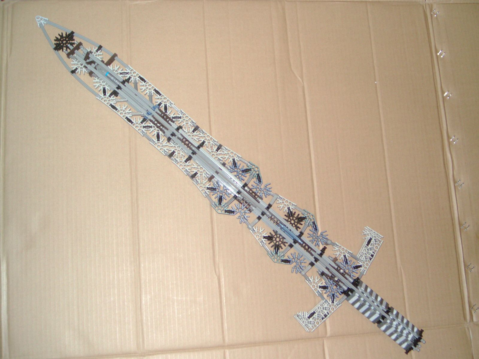 The Knex Runed Soulblade! : 4 Steps - Instructables