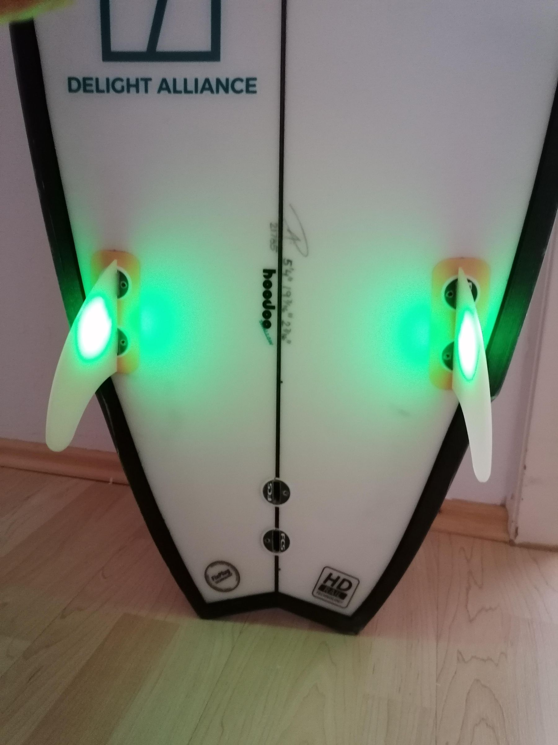 Surfboard LED Fins : 5 Steps (with Pictures) - Instructables