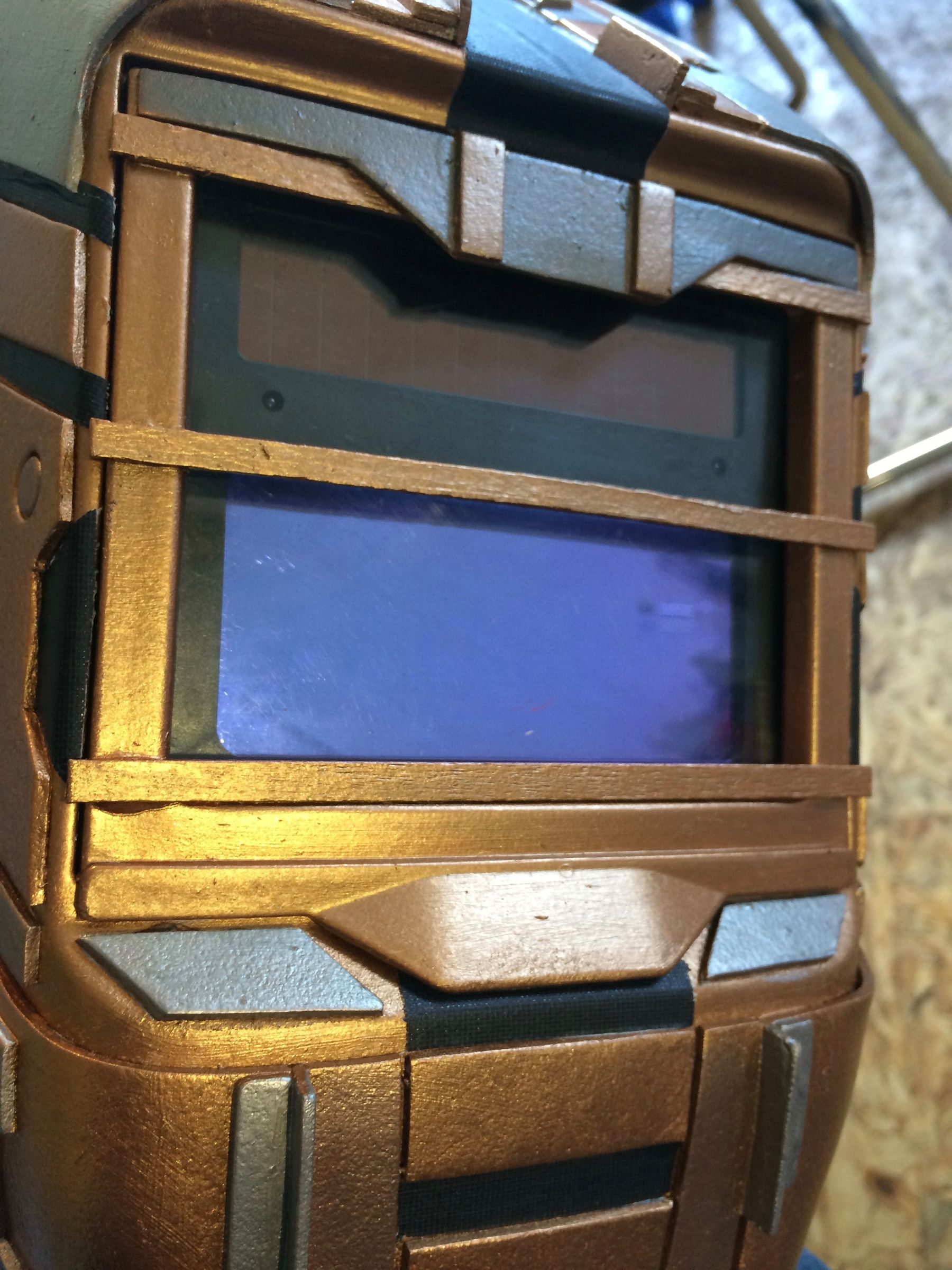 Dead Space Welding Helmet : 4 Steps (with Pictures) - Instructables