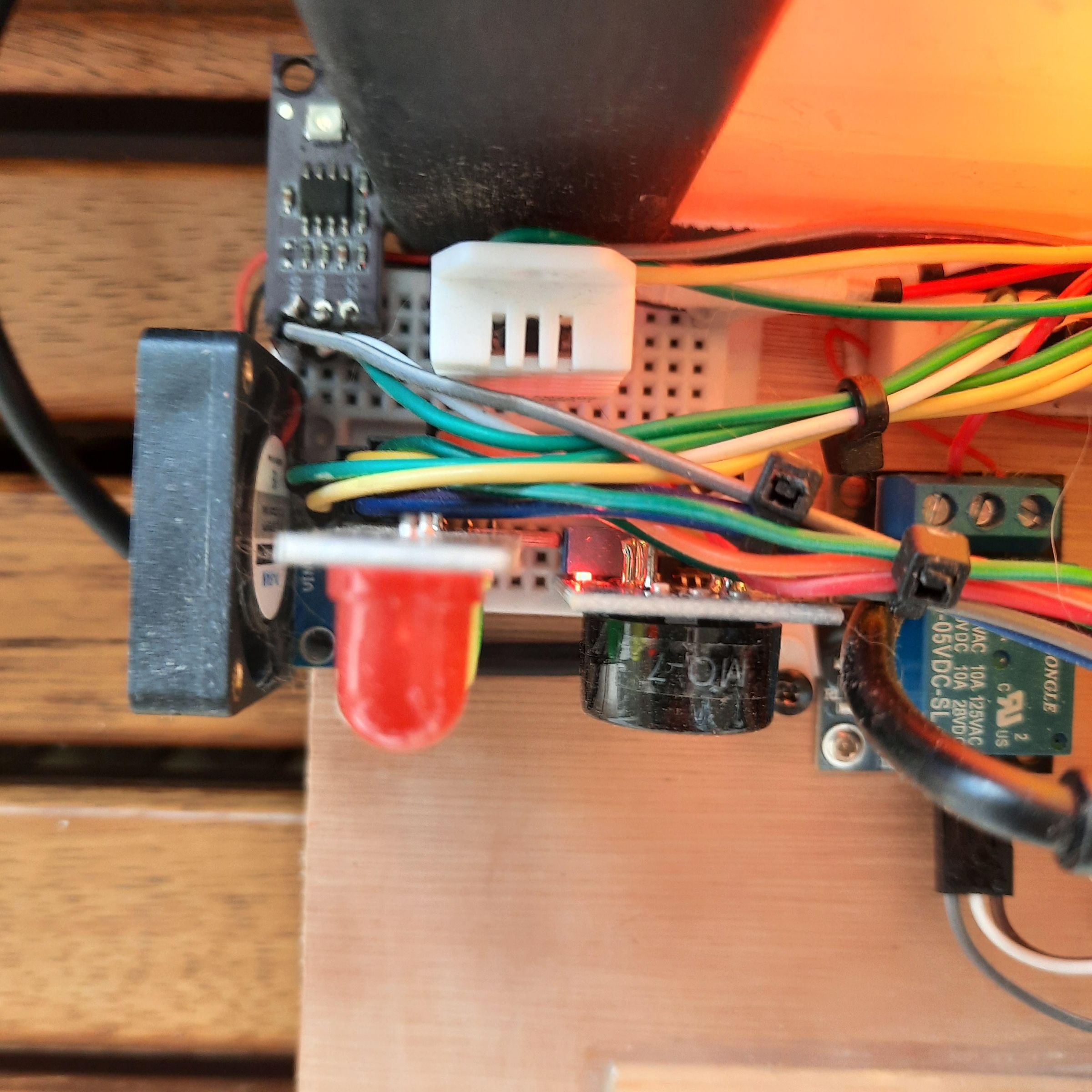 Botje, Interactive Arduino R4 WiFi Companion - Instructables