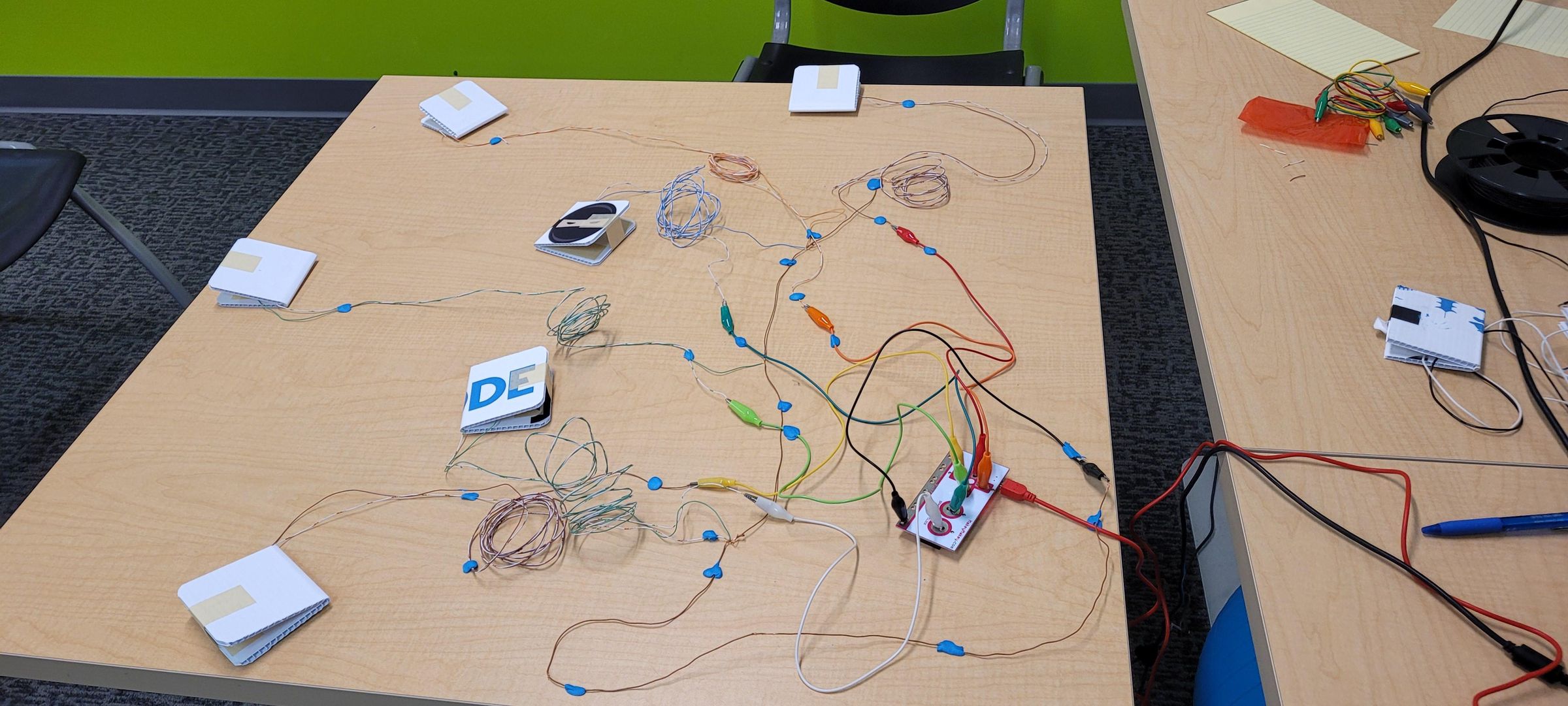 Makey Makey Slap Controllers : 8 Steps - Instructables