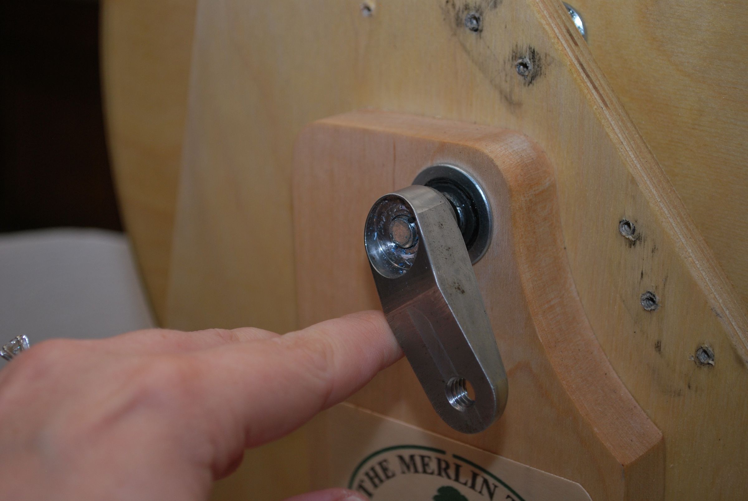 Merlin Tree Spinning Wheel Dis-assembly and Re-Assembly : 9 Steps (with ...