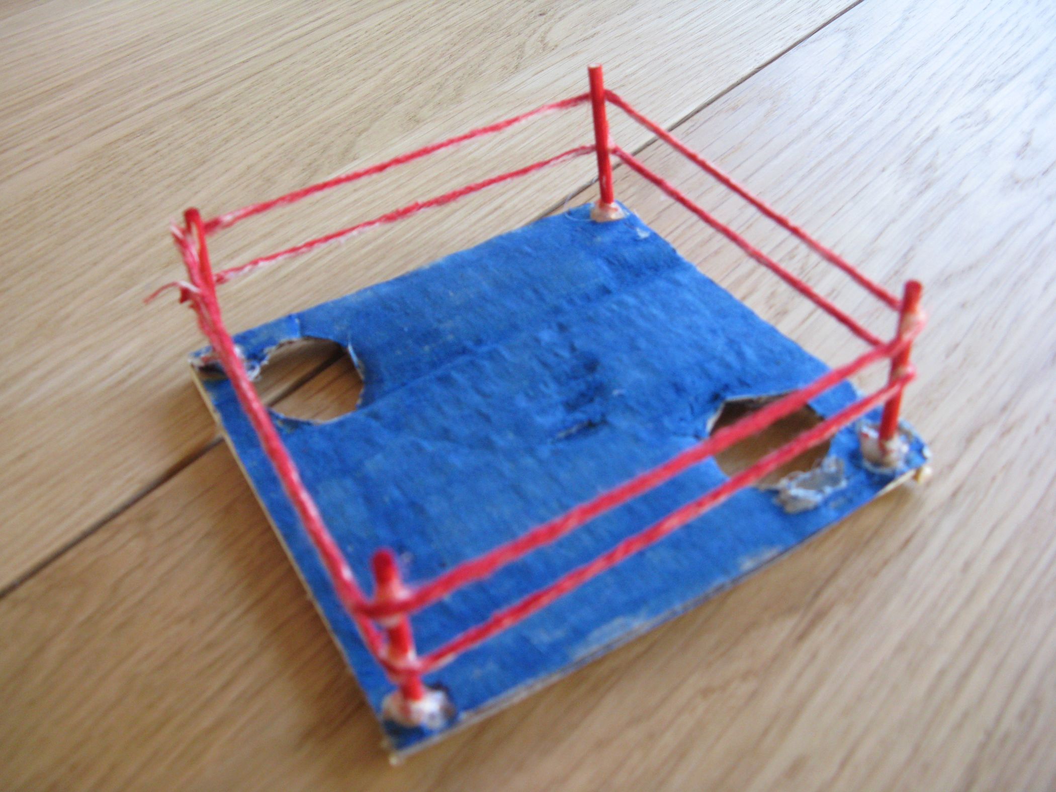 Thumb Wrestling Ring. : 9 Steps - Instructables