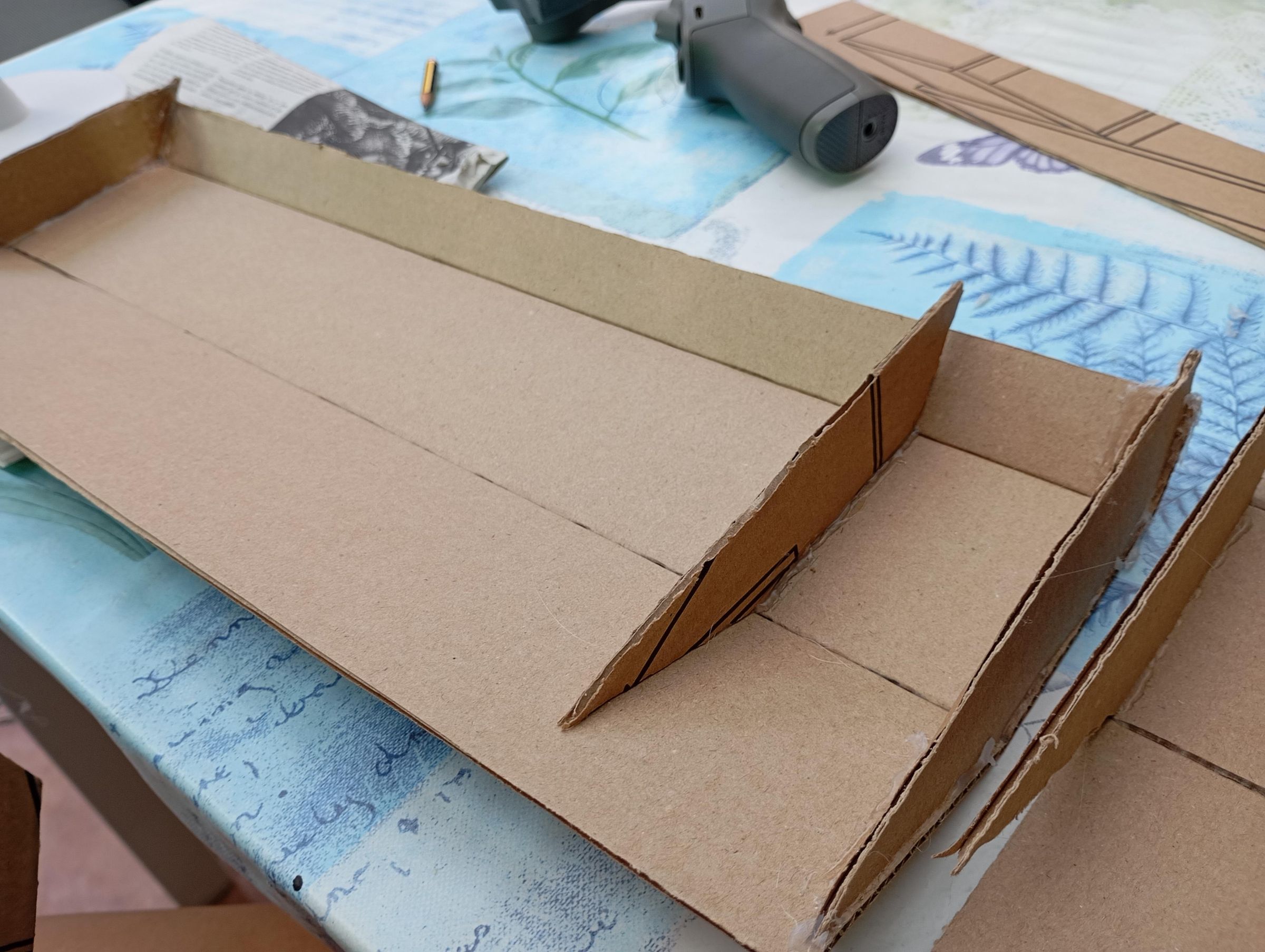How to Make a DIY Carboard RC Plane : 23 Steps (with Pictures ...
