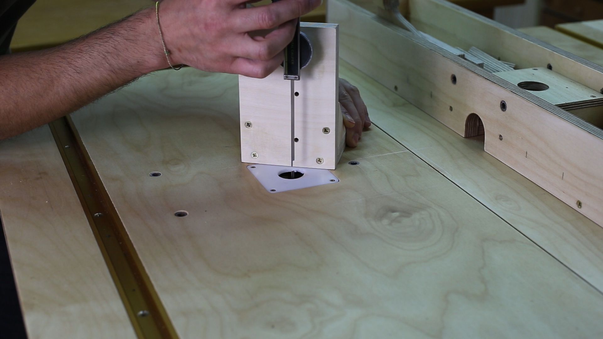 How to Make a Simple Height Gauge : 11 Steps (with Pictures ...
