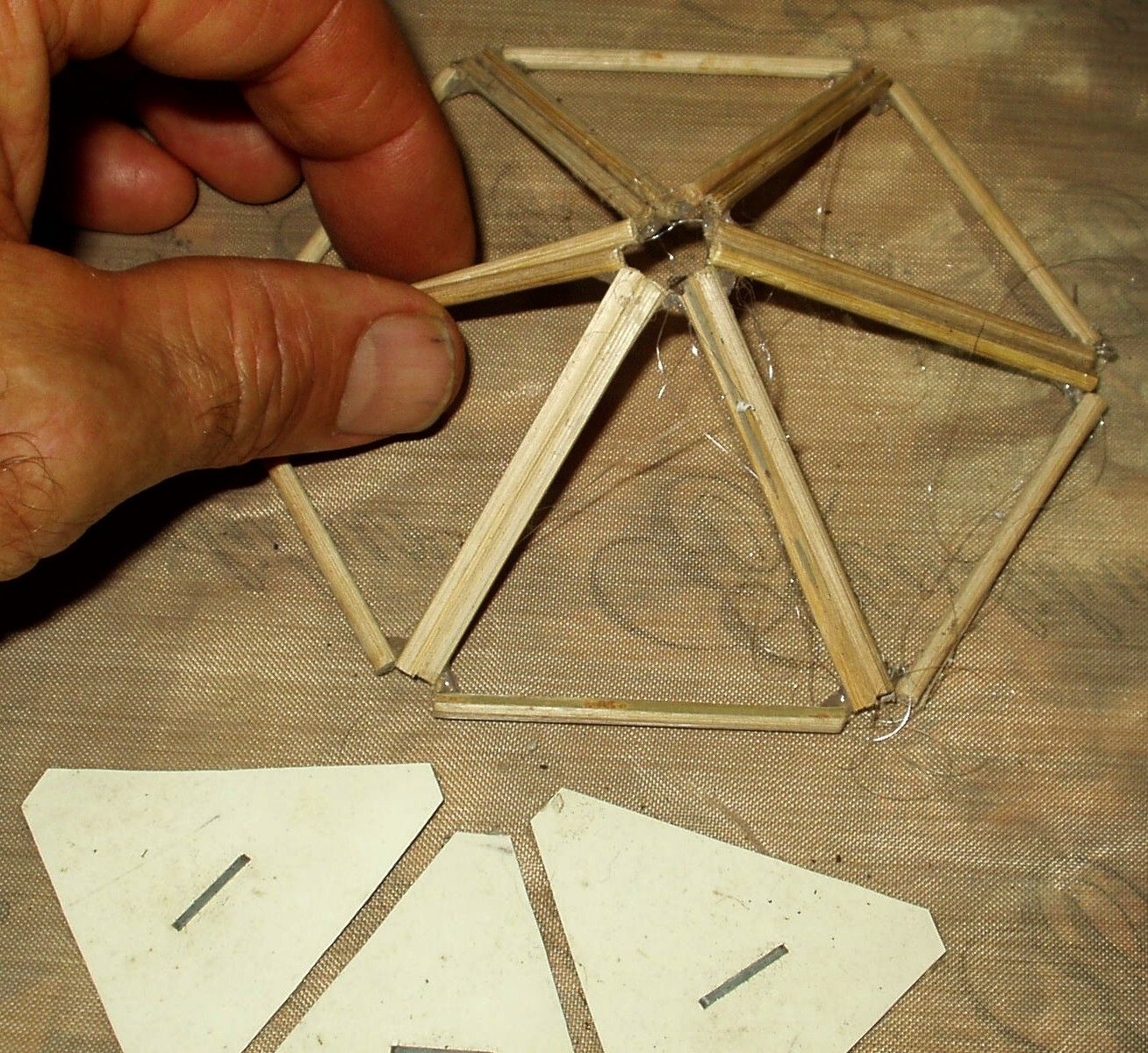 A GEODESIC SPHERE MODEL : 7 Steps (with Pictures) - Instructables