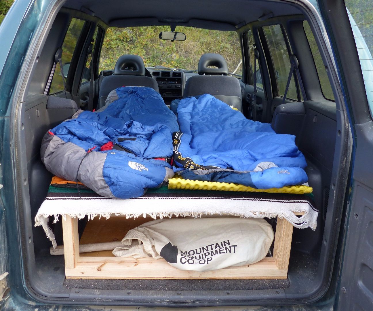 Toyota Rav4 by Weekday / Camper by Weekend. : 6 Steps (with Pictures ...