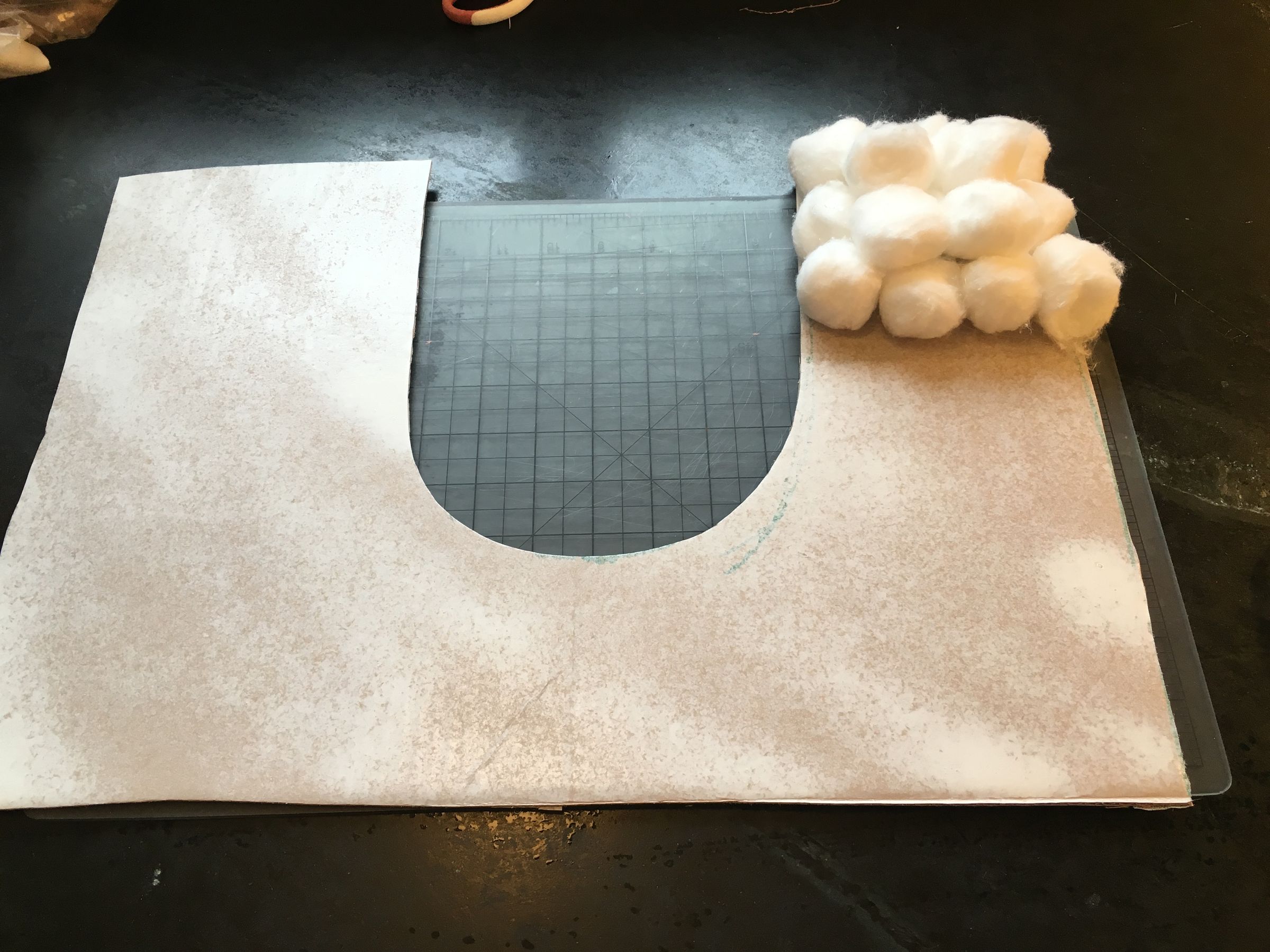 The Defective Mothball Costume : 8 Steps (with Pictures) - Instructables