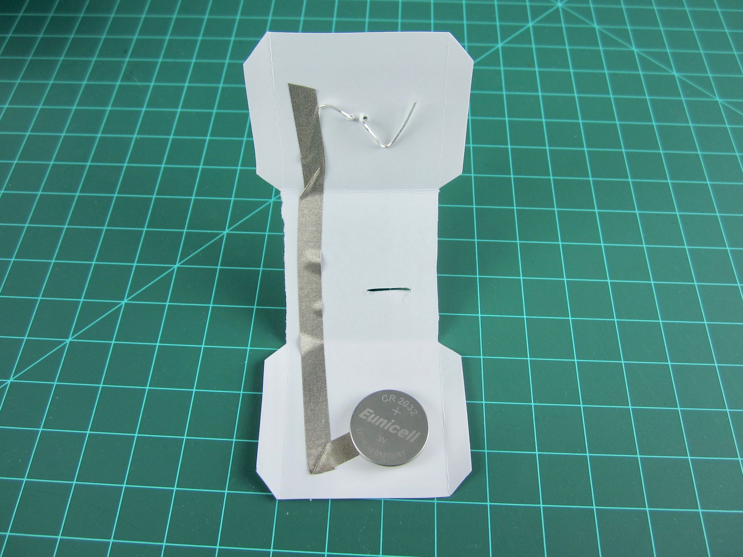 Move and Blink Paper Robot : 10 Steps (with Pictures) - Instructables