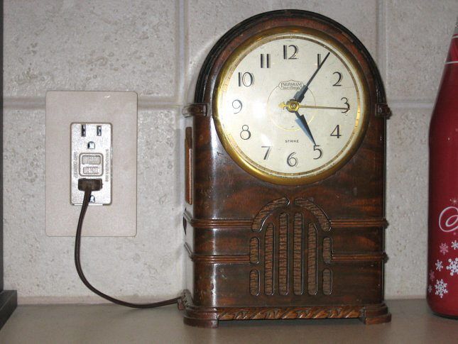 Resurrecting Vintage Clocks : 8 Steps (with Pictures) - Instructables