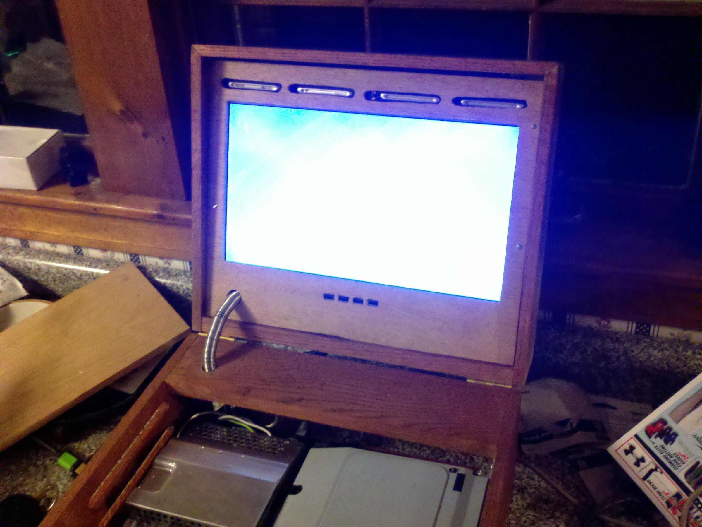 Portable Playstation 3 Case : 3 Steps - Instructables