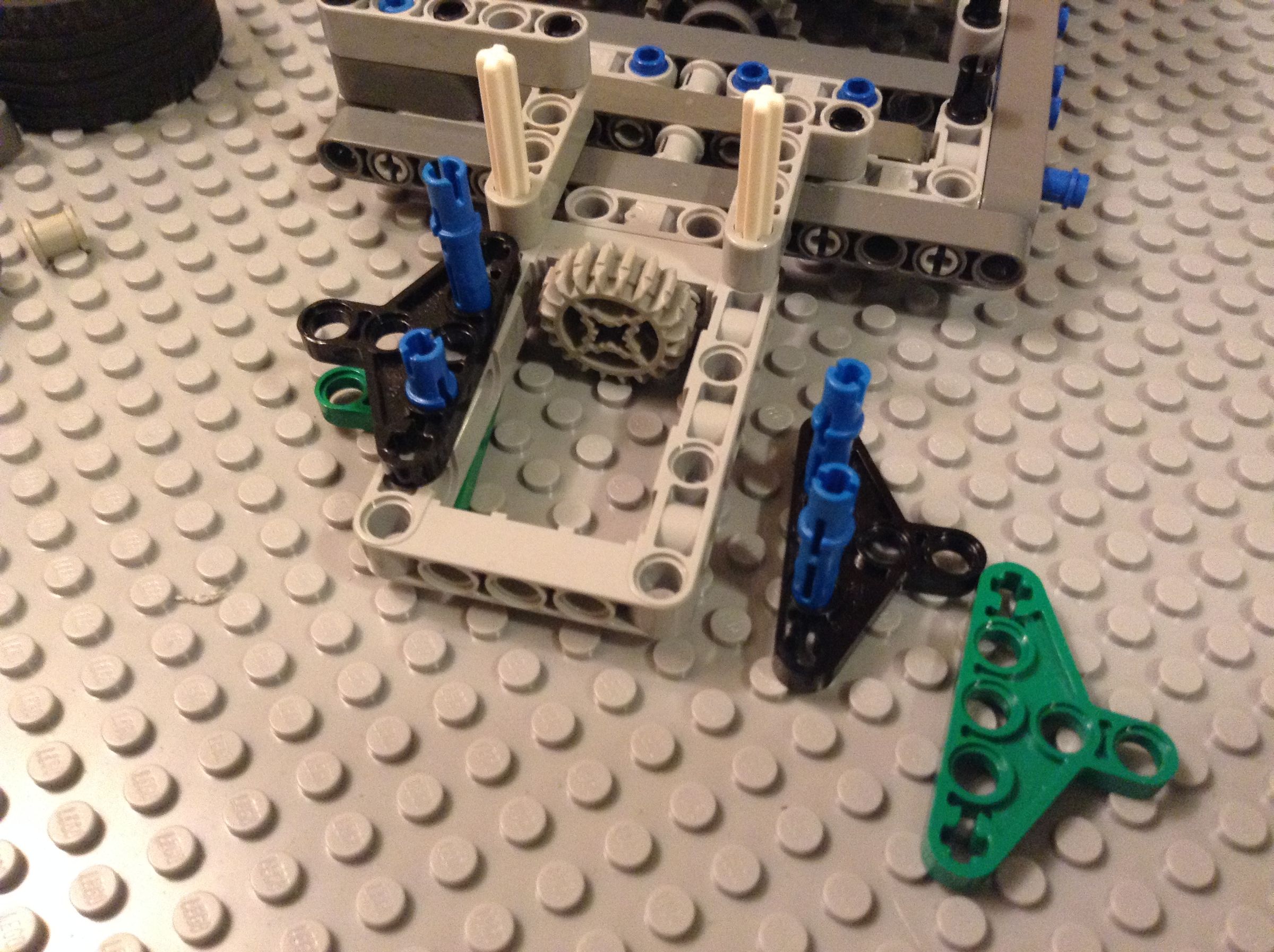 Remote Control Lego Car (1997 Volvo 850) : 10 Steps (with Pictures ...