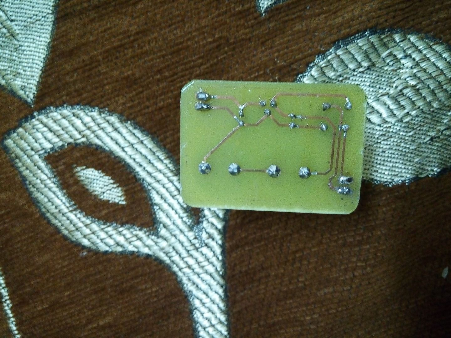 Fabricating PCB : 8 Steps (with Pictures) - Instructables