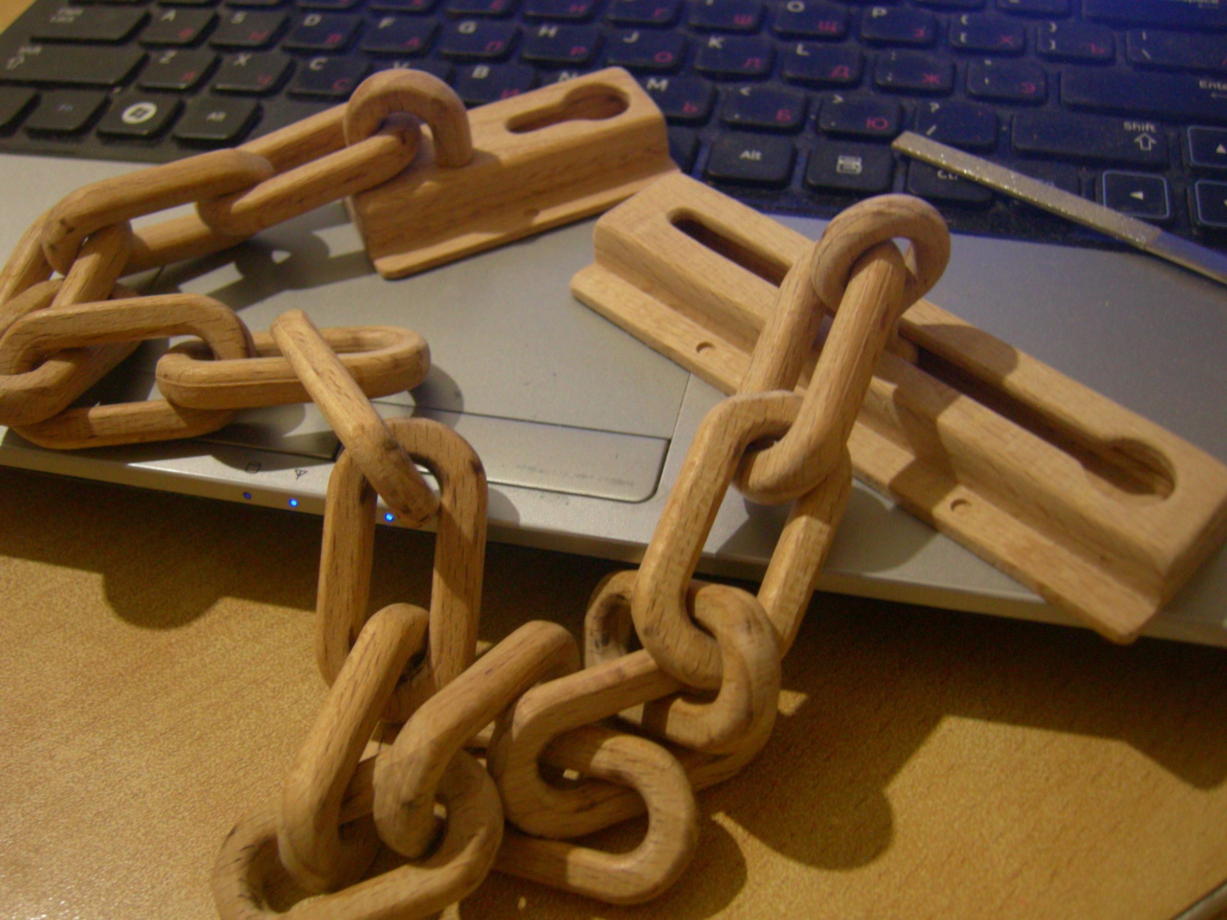Three Ways to Make a Wooden Chain : 29 Steps (with Pictures ...