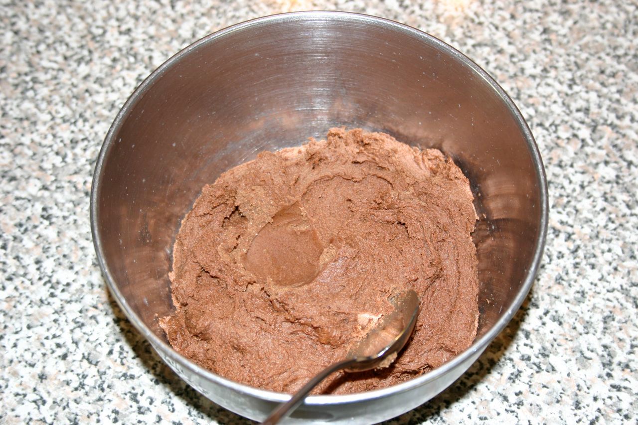 Chocolate Caramel Cockroach Cookie : 12 Steps (with Pictures ...