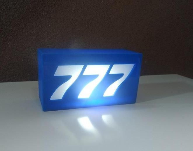 777 Aircraft Lamp : 13 Steps (with Pictures) - Instructables