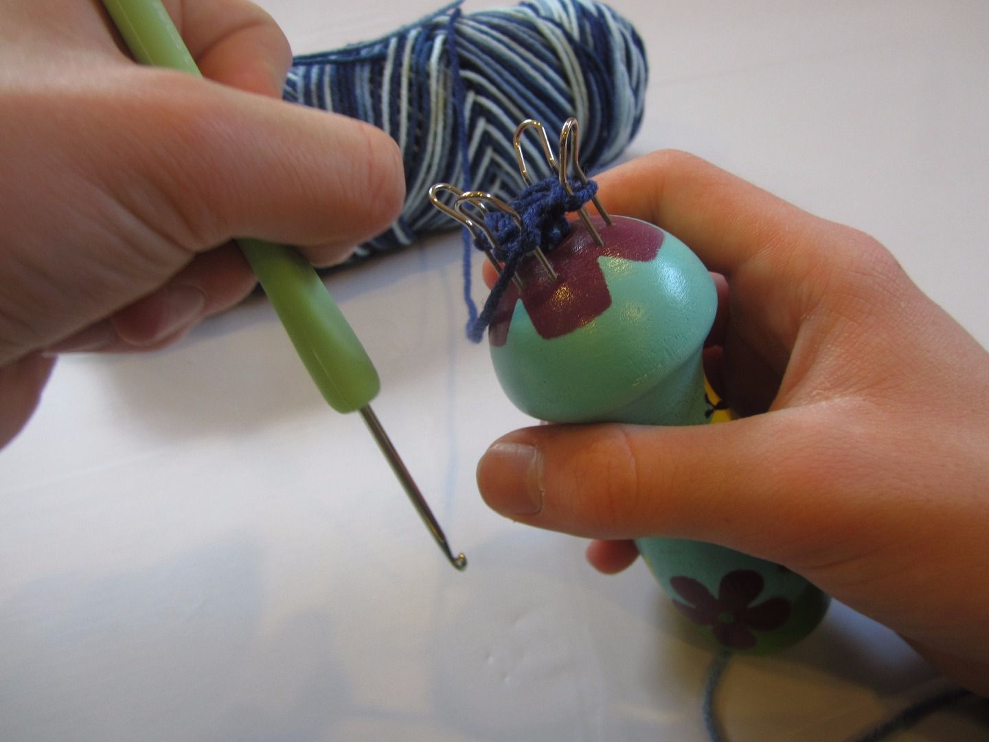 French (Spool) Knitting : 6 Steps (with Pictures) - Instructables