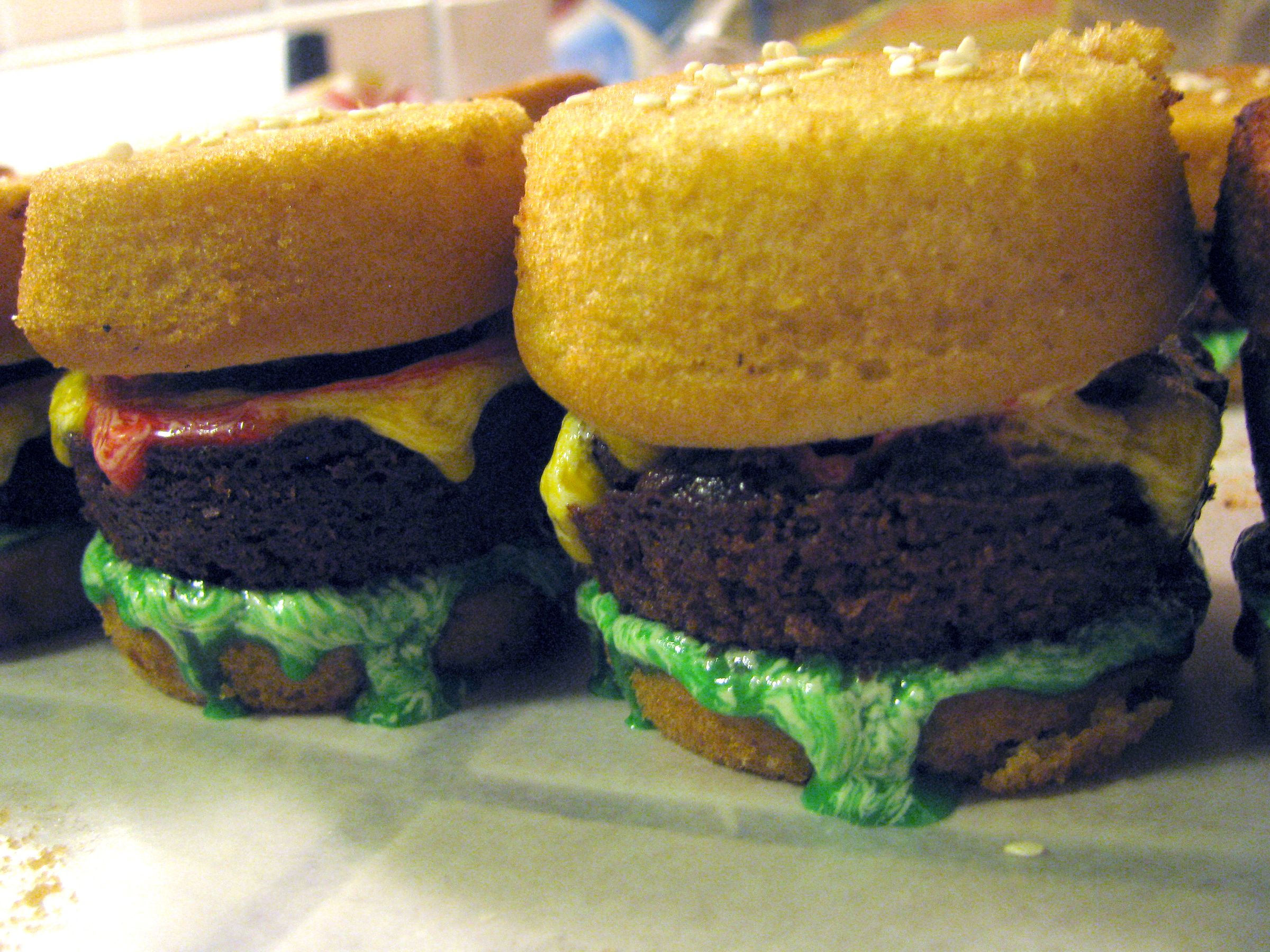 Slider Cakes : 7 Steps (with Pictures) - Instructables