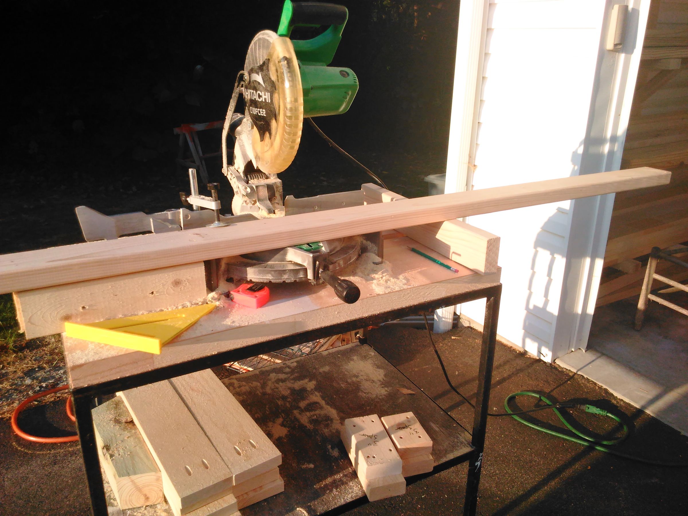 Rustic Farmhouse Table DIY : 10 Steps (with Pictures) - Instructables