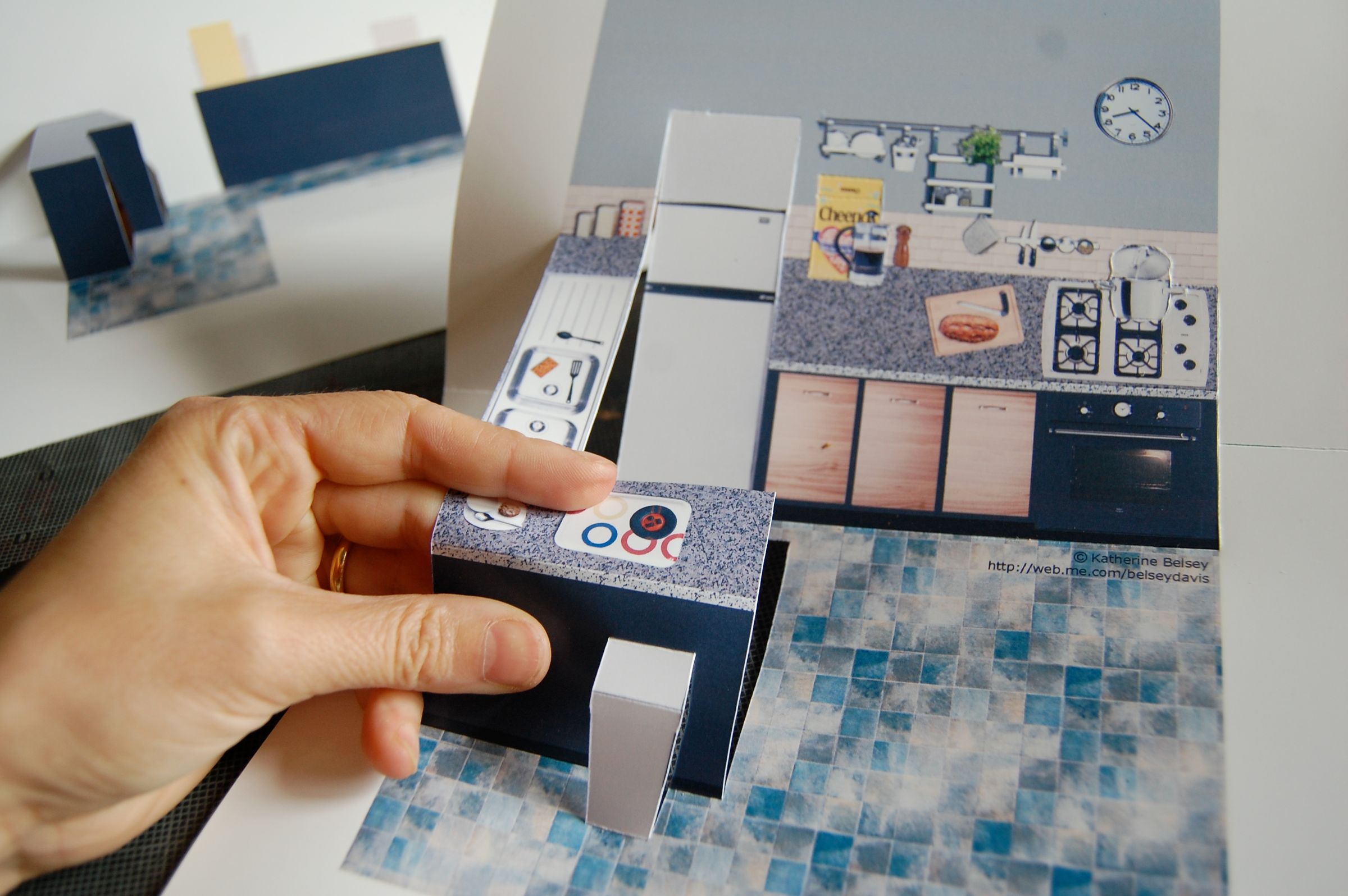 Fold a Kitchen Into Your Pocket : 8 Steps (with Pictures) - Instructables