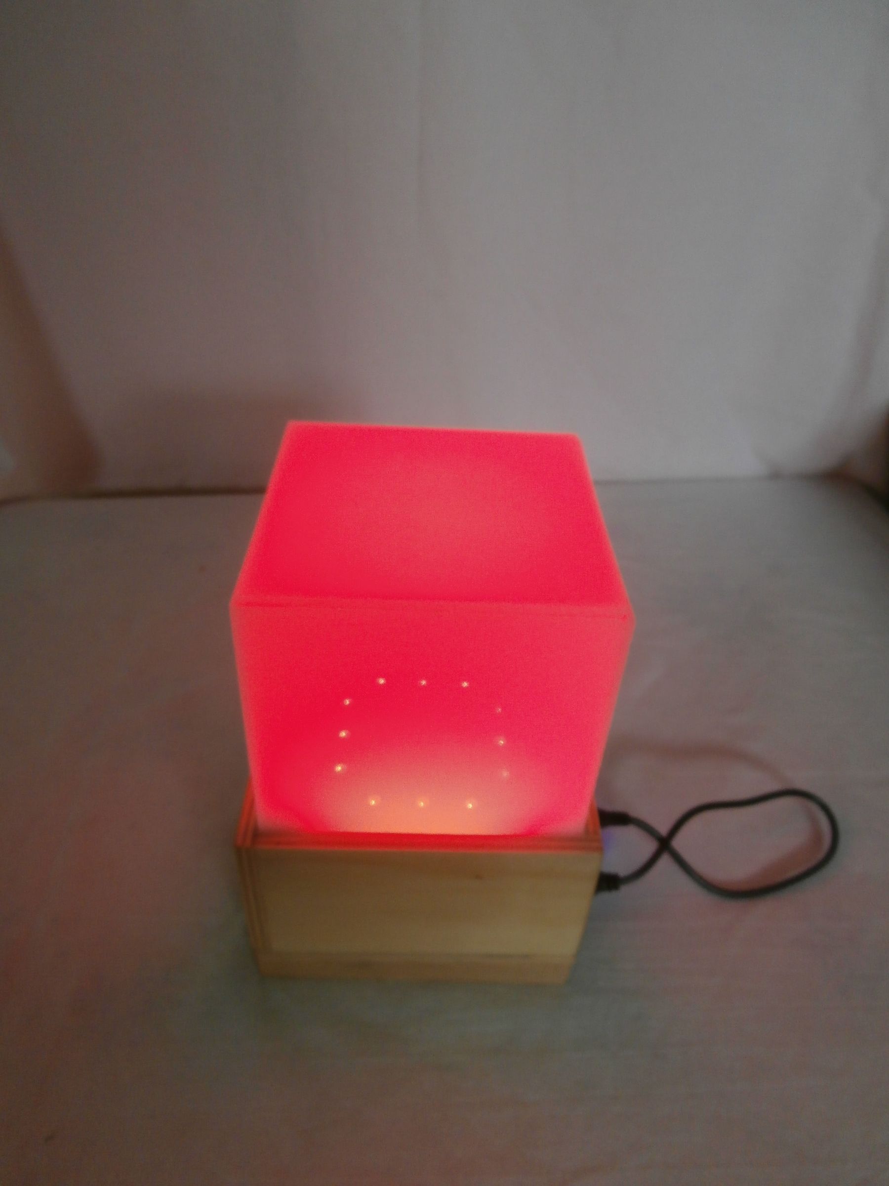 Laura: Emotional Compass Lamp : 5 Steps (with Pictures) - Instructables