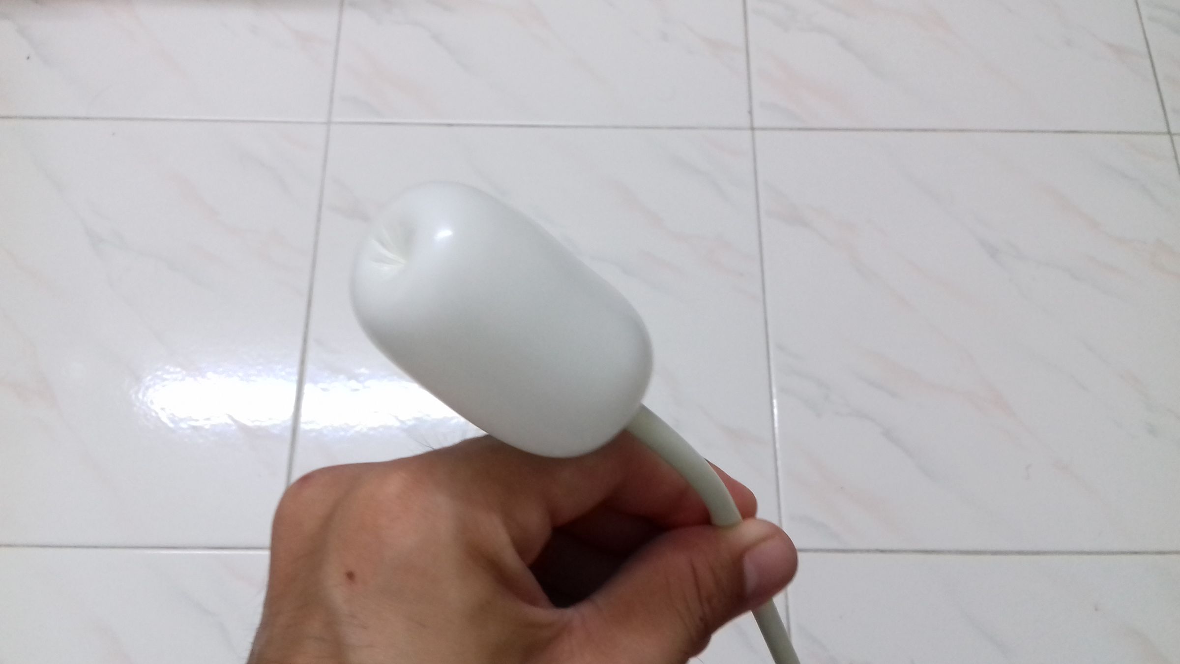 Balloon Twisting- Basic Skills- Types of Twists : 4 Steps - Instructables