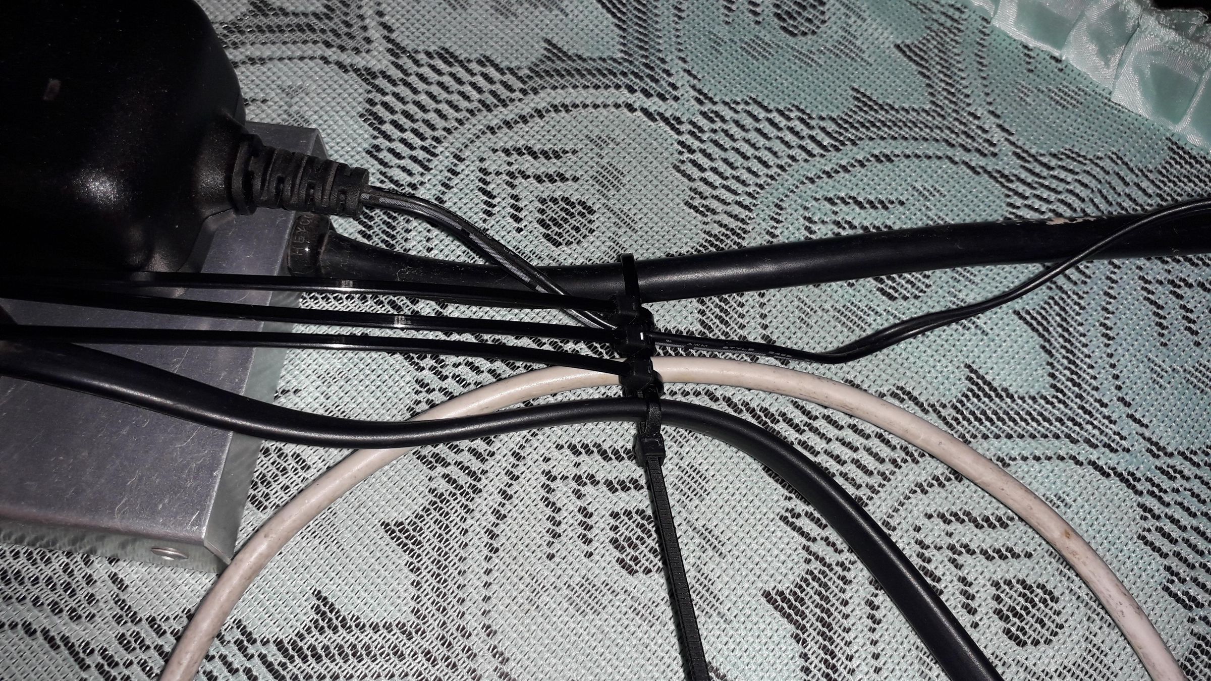 Zip Tie Cable Management : 8 Steps - Instructables