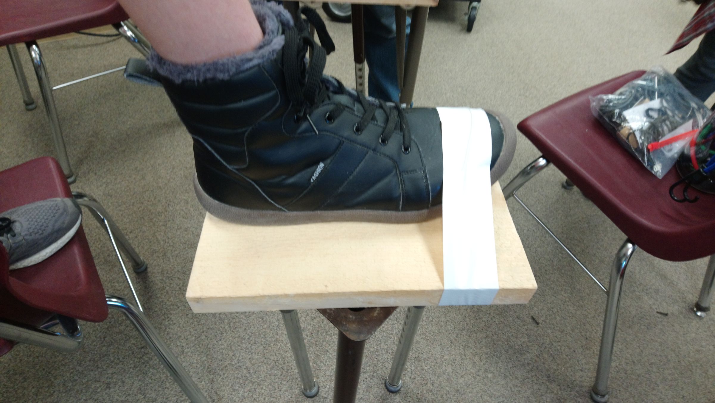 Red Neck Stilts : 5 Steps - Instructables