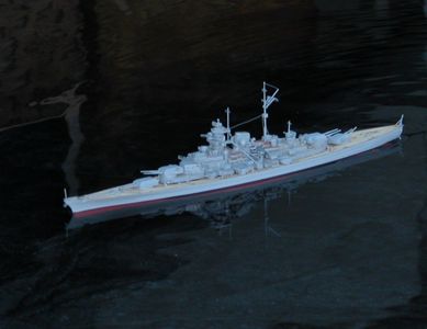 Model KM Bismarck Built and Converted to R/C : 22 Steps - Instructables