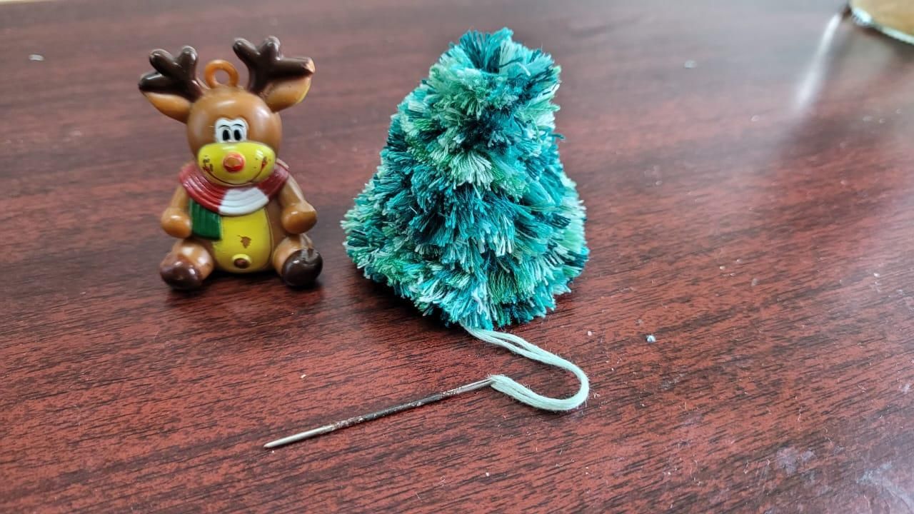 Thread Christmas Tree : 9 Steps (with Pictures) - Instructables