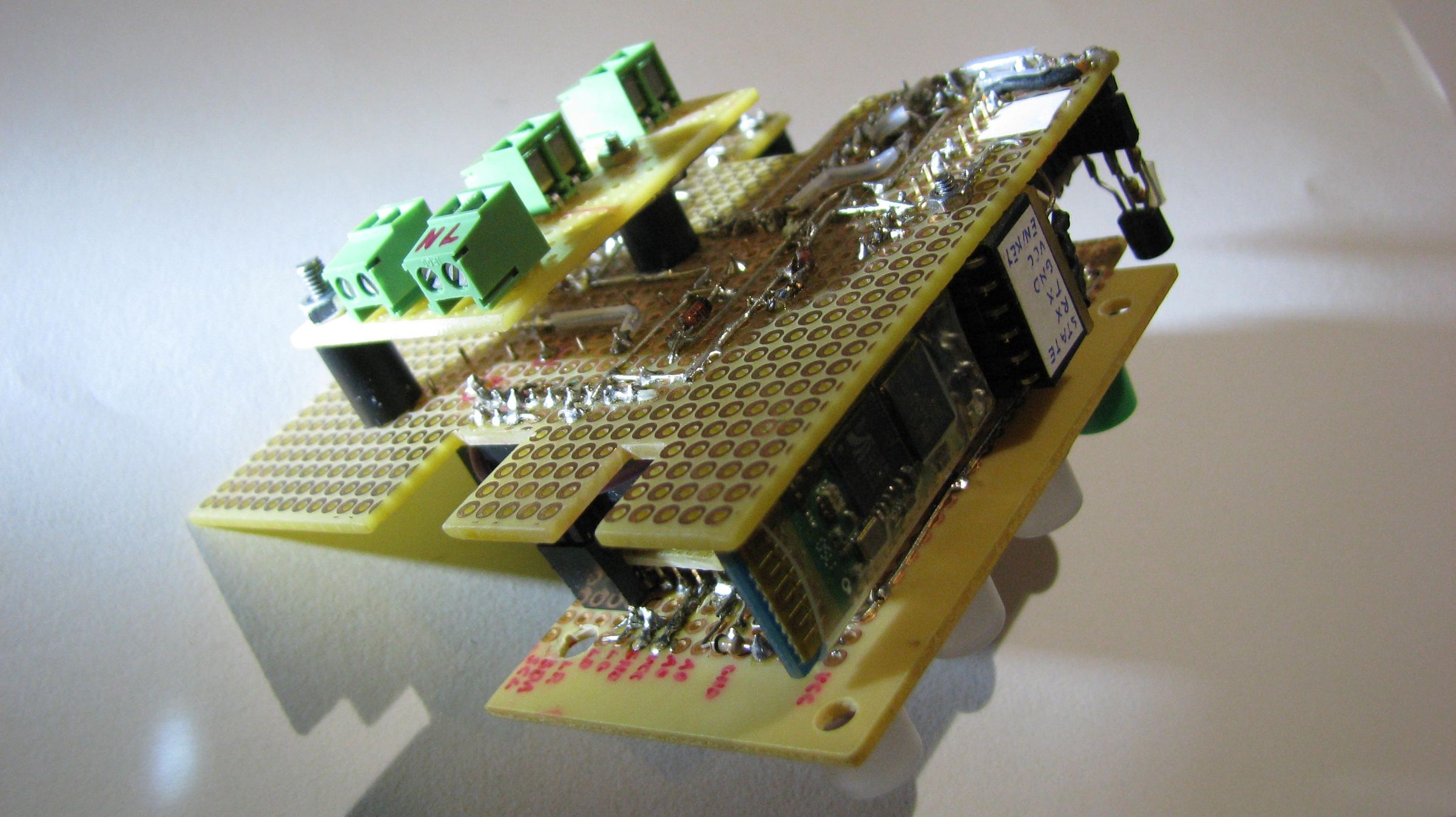 Smart Bluetooth Thermostat Arduino, Airing and Lights Control : 7 Steps (with Pictures ...