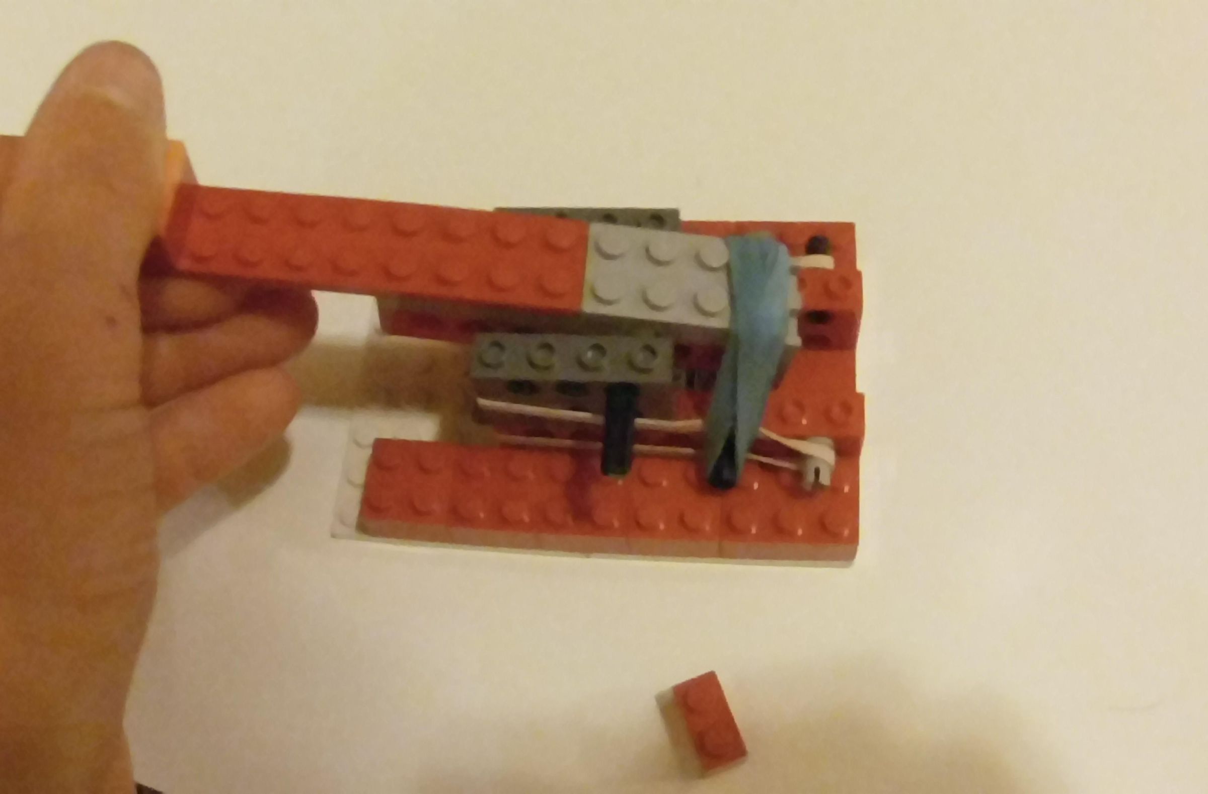 Simple Lego Launcher : 7 Steps - Instructables