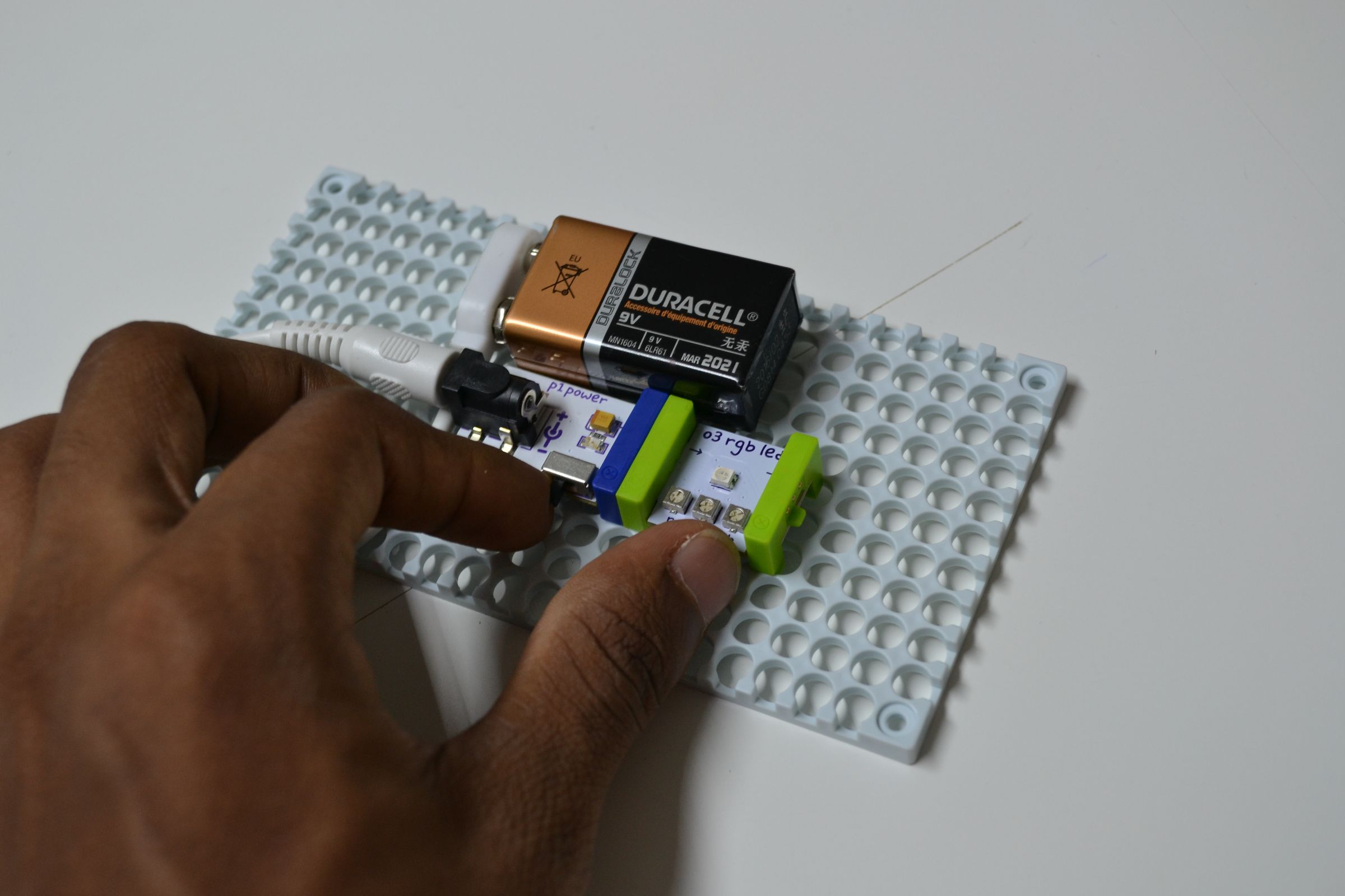 Como Encender Un Led RGB Con Littlebits : 3 Steps - Instructables